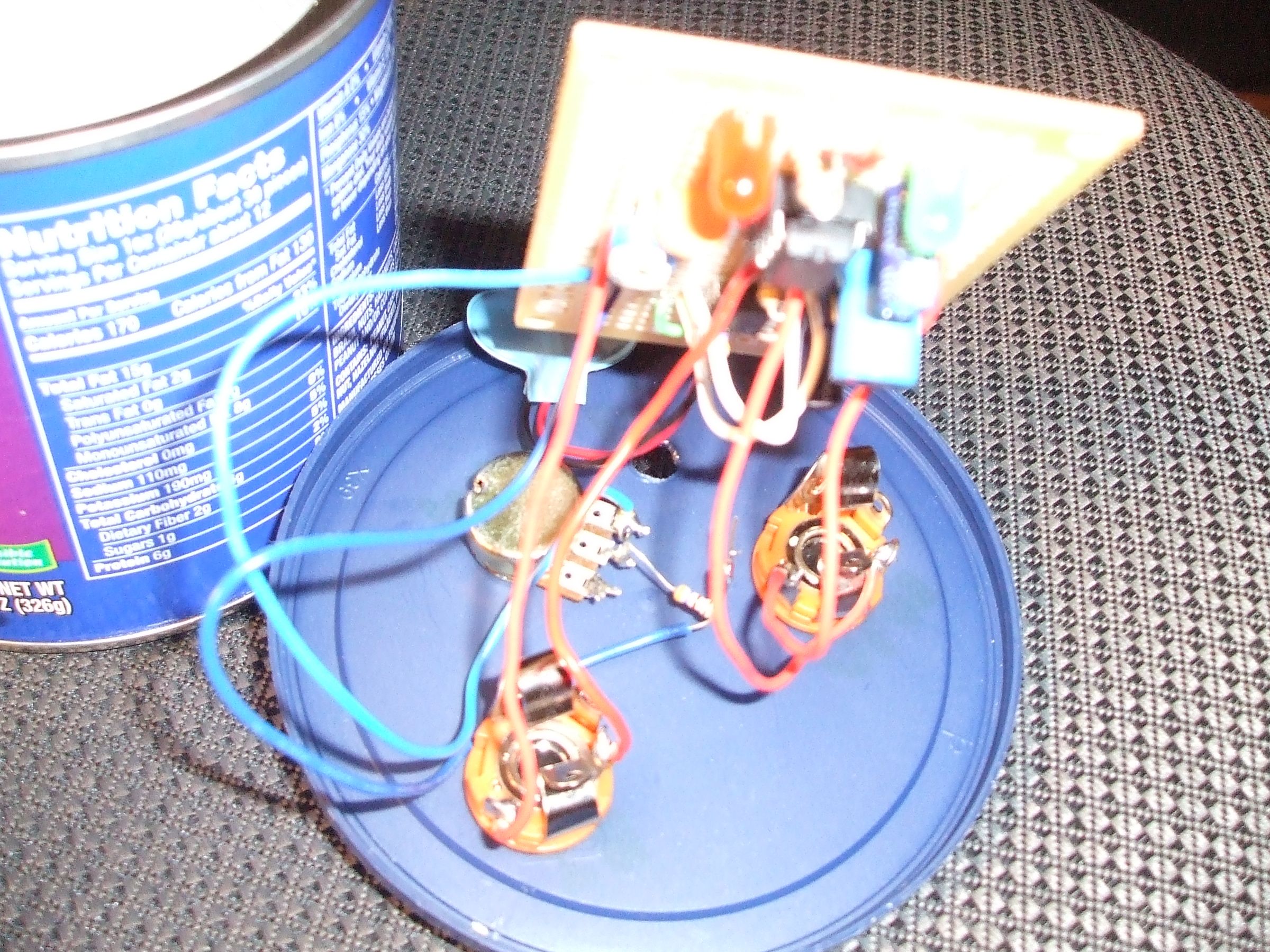 Make Your Own Tremolo Effects Pedal : 4 Steps - Instructables
