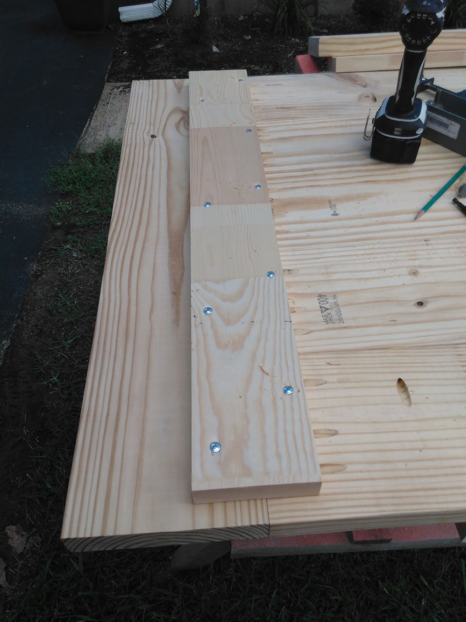 Rustic Farmhouse Table DIY : 10 Steps (with Pictures) - Instructables