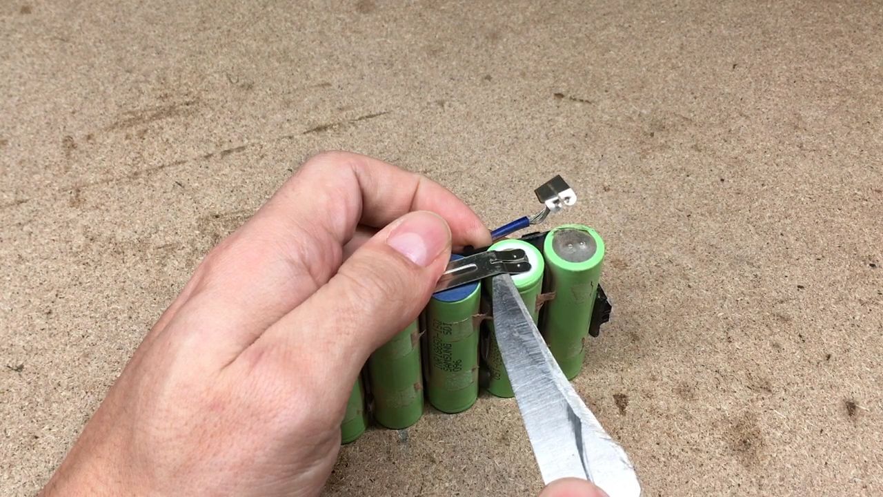 DIY: Increase Battery Capacity by Changing 18650 Cells : 8 Steps (with ...