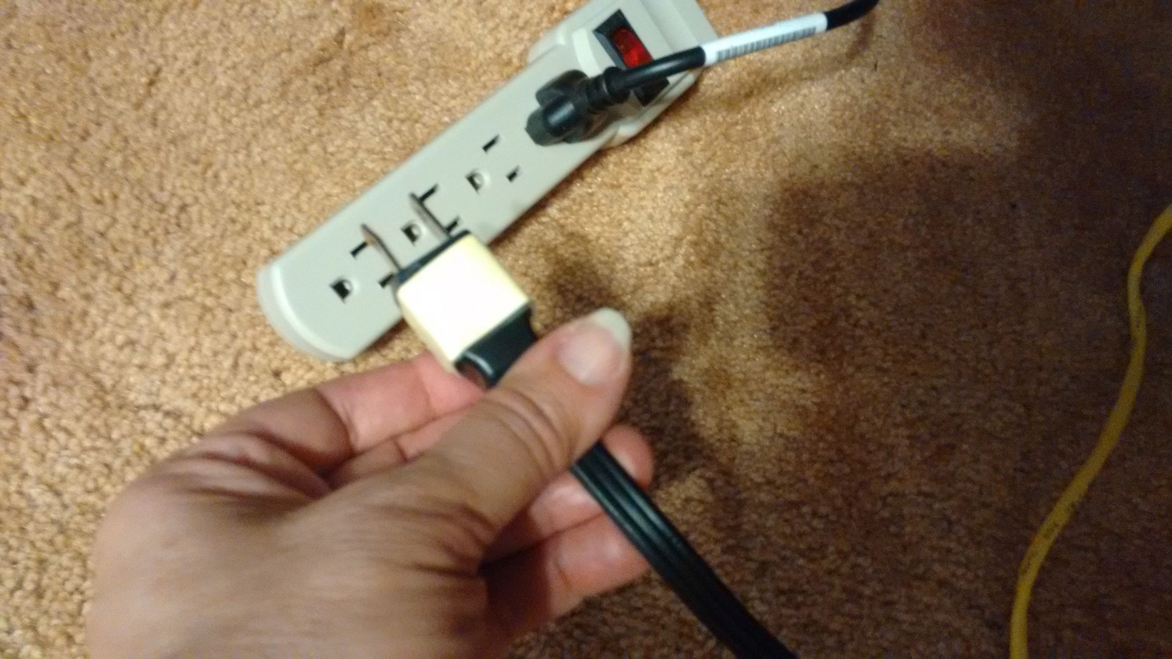 Color Coded Desktop Cables : 6 Steps - Instructables