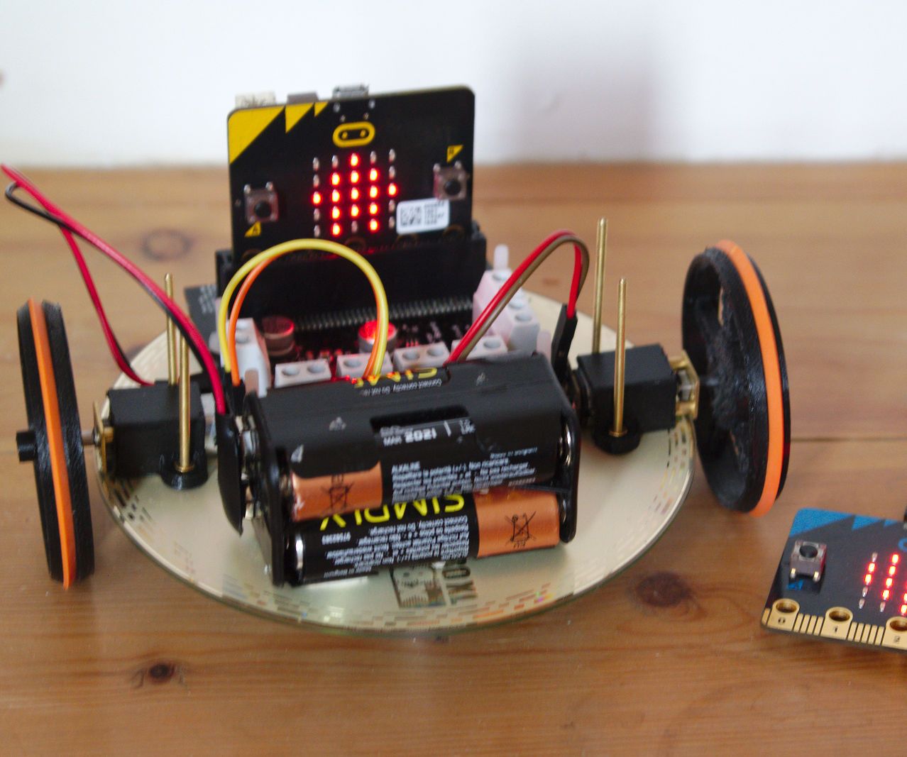 Remote Controlled Microbit Robot : 6 Steps (with Pictures) - Instructables