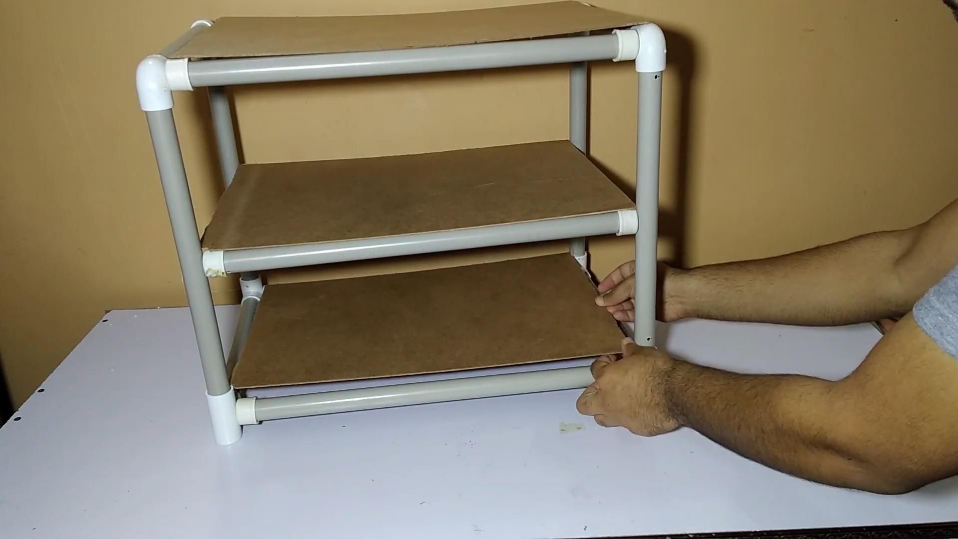 How to Make Shoes Stand With PVC Pipes : 4 Steps (with Pictures ...