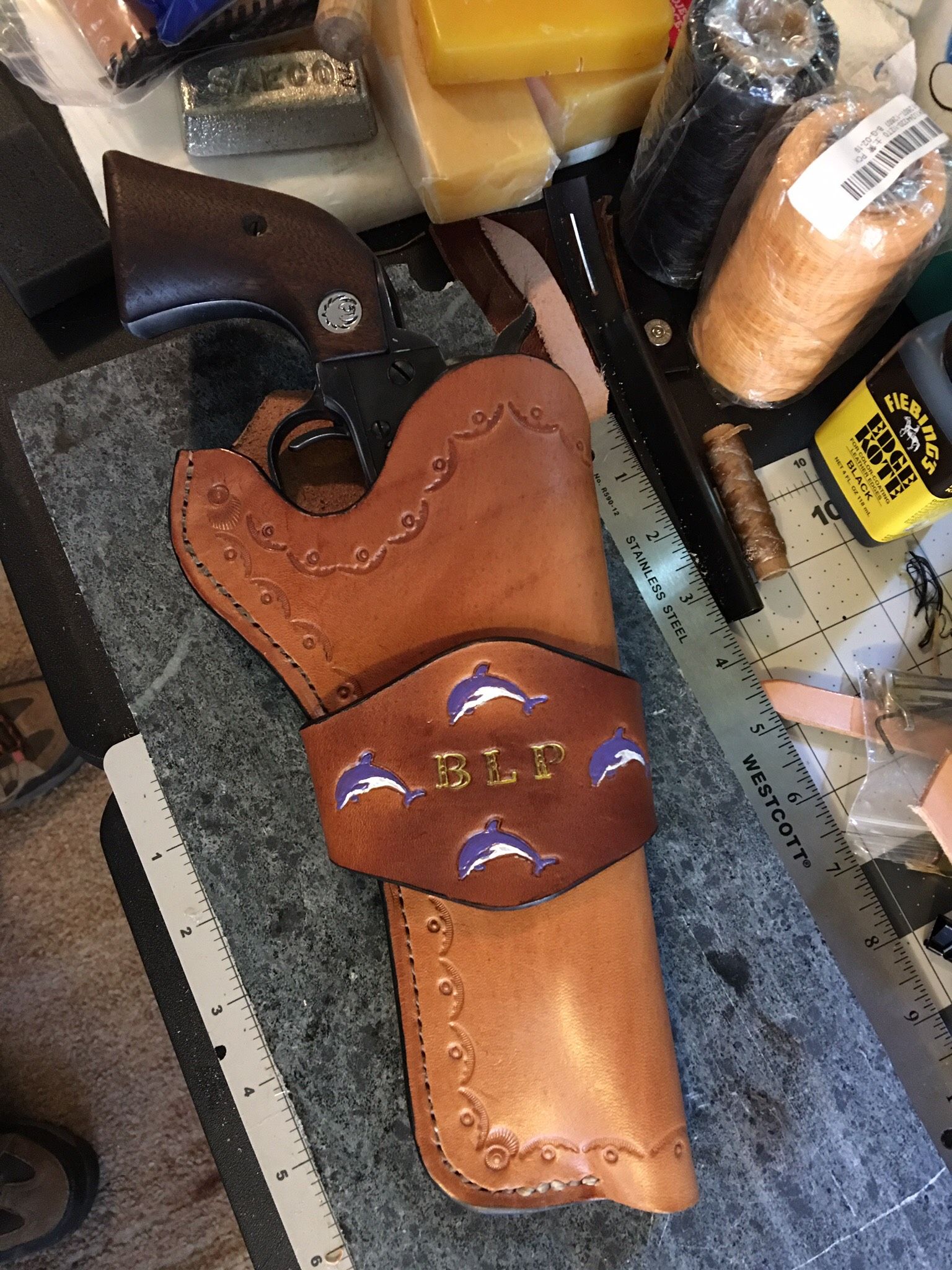Western Holster : 8 Steps (with Pictures) - Instructables