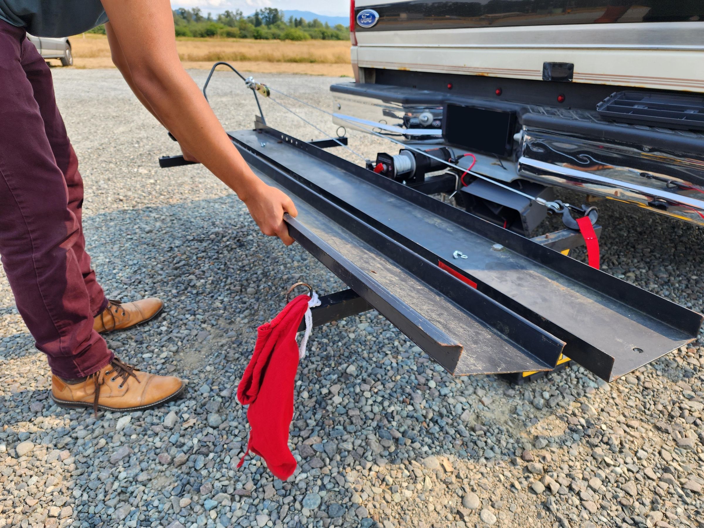 DIY Winch Assisted Motorcycle Hitch Carrier (No-Weld) : 6 Steps (with ...