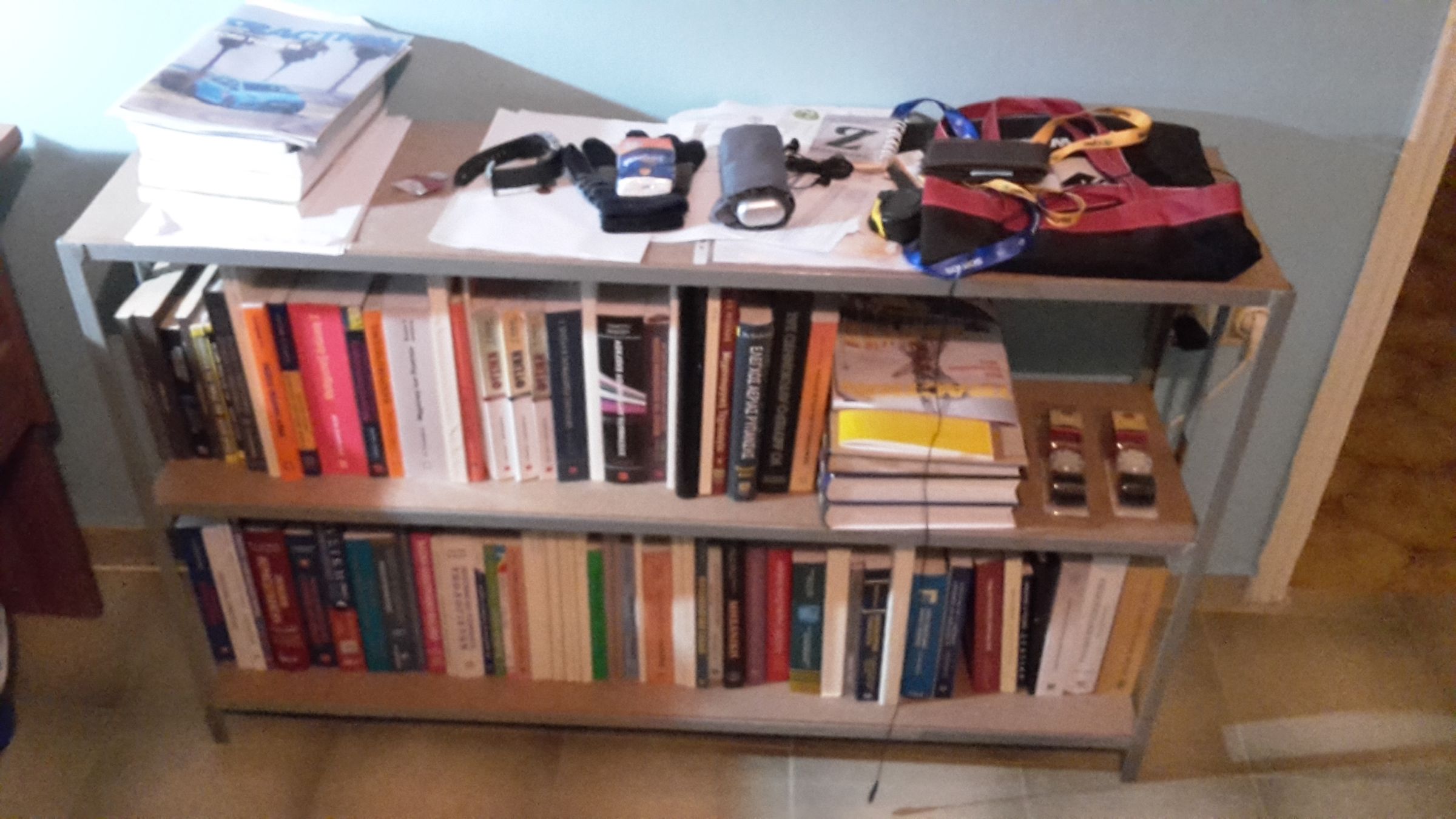 Simple Bookshelf : 7 Steps (with Pictures) - Instructables