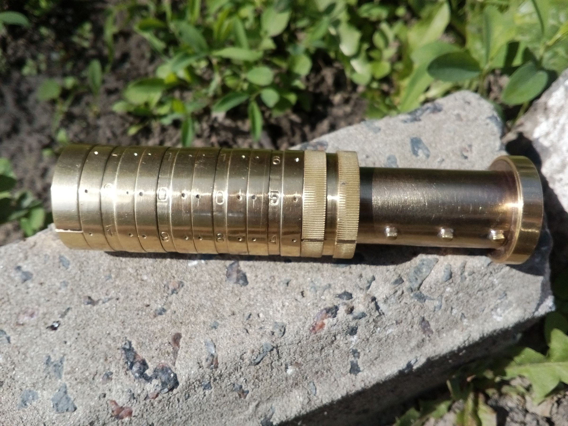 Cryptex Type_a. Flash Drive Holder/wallet - Instructables
