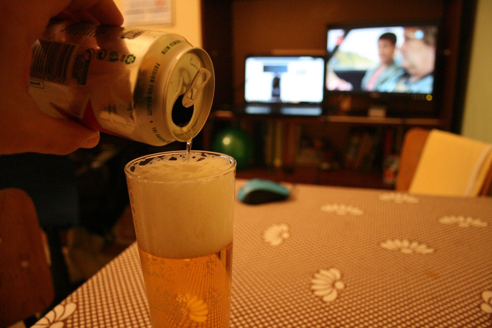 Beer Mug From a Beer Can : 7 Steps - Instructables