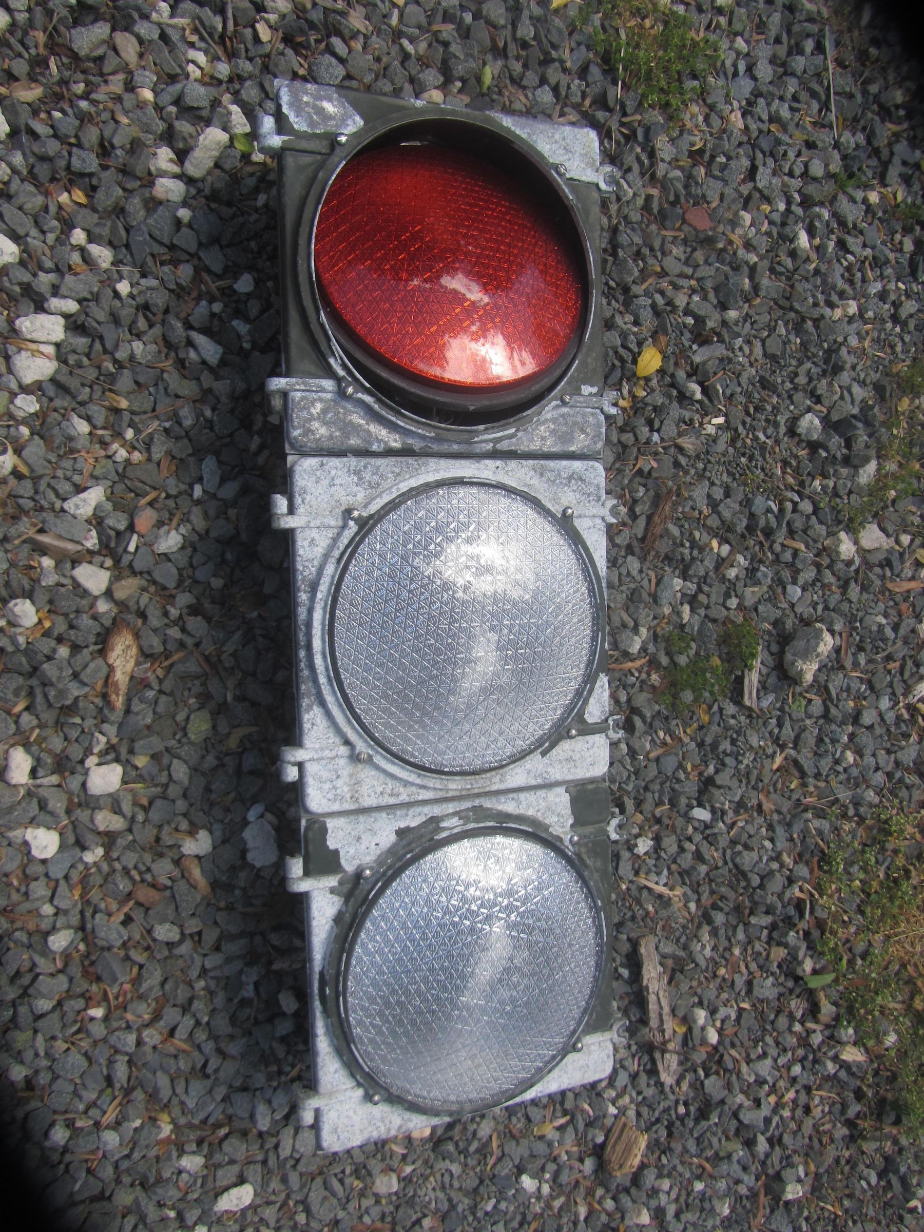 Traffic Light Restoration : 8 Steps - Instructables