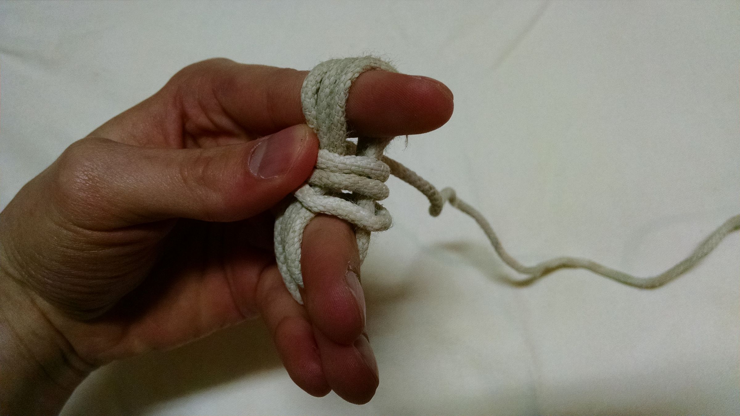 Tying a Monkey's Fist : 8 Steps - Instructables