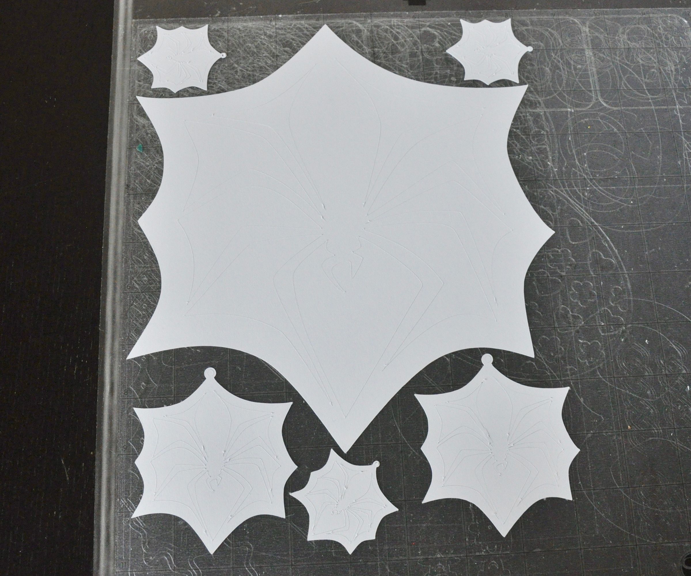 Jack Skellington Spider Snowflake Ornament : 5 Steps (with Pictures ...