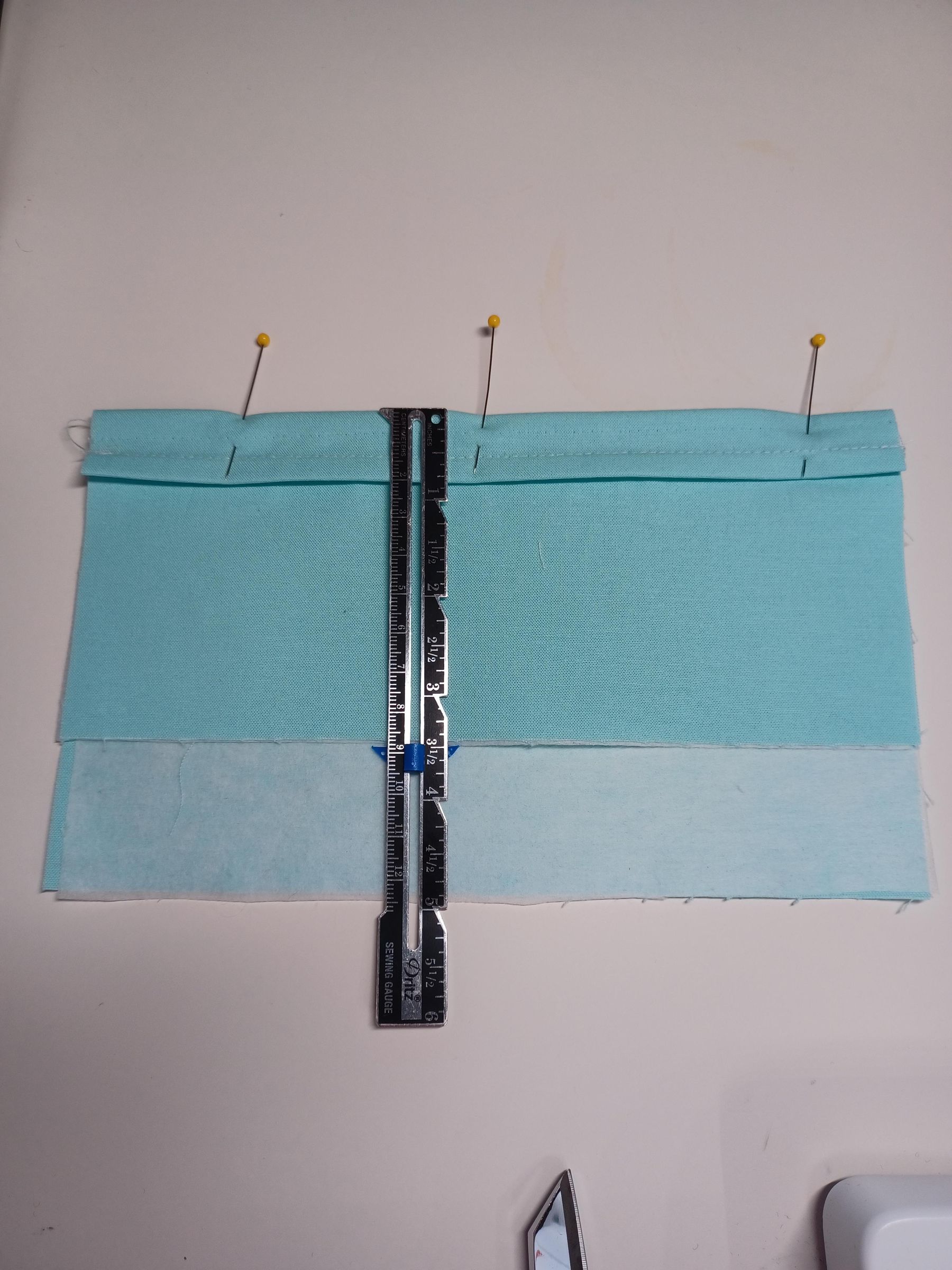 Zipper Bag With Fabric Tucks and Embroidery : 9 Steps - Instructables