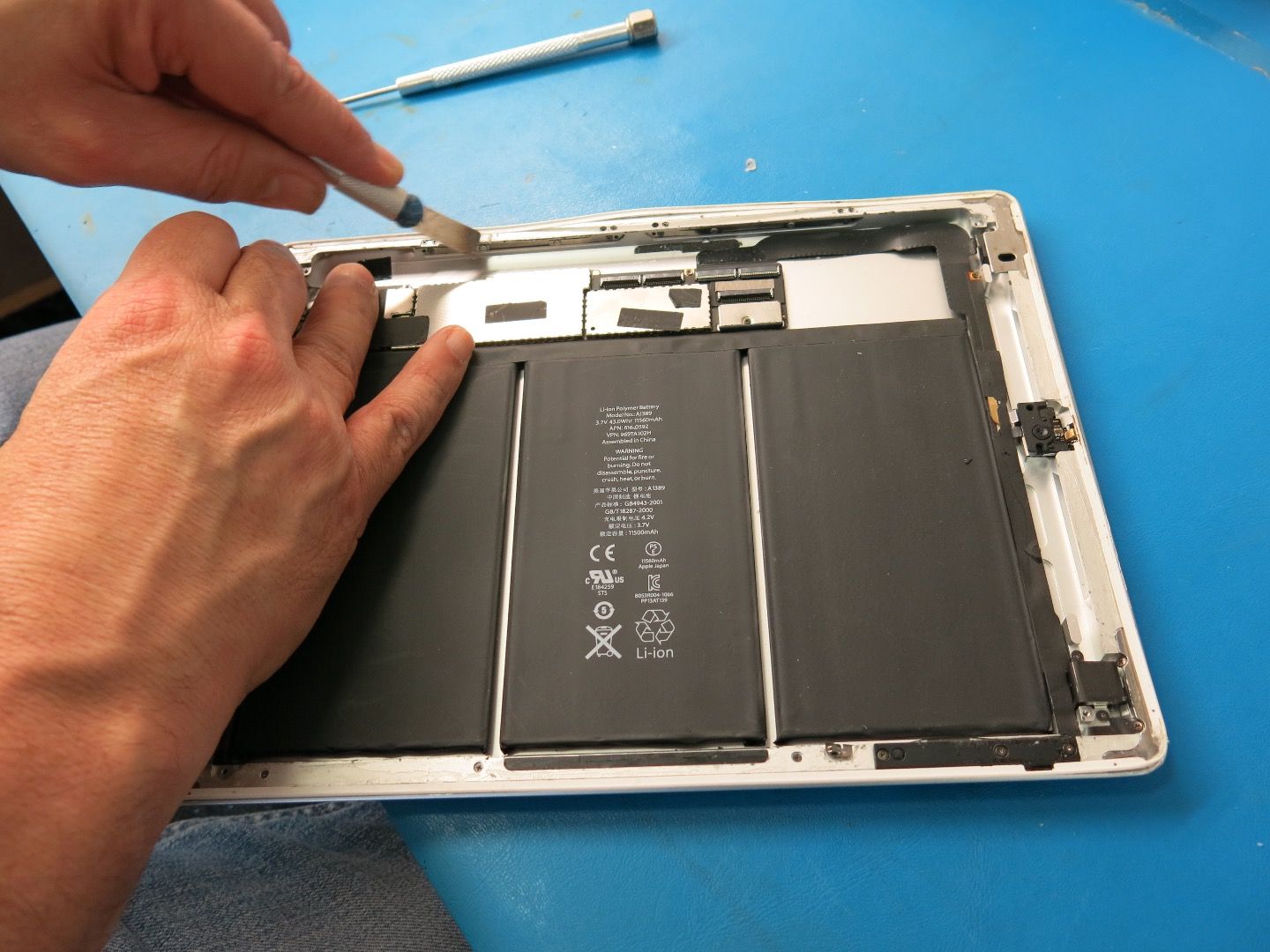 IPad 3/iPad 4 Digitizer Replacement : 7 Steps (with Pictures ...