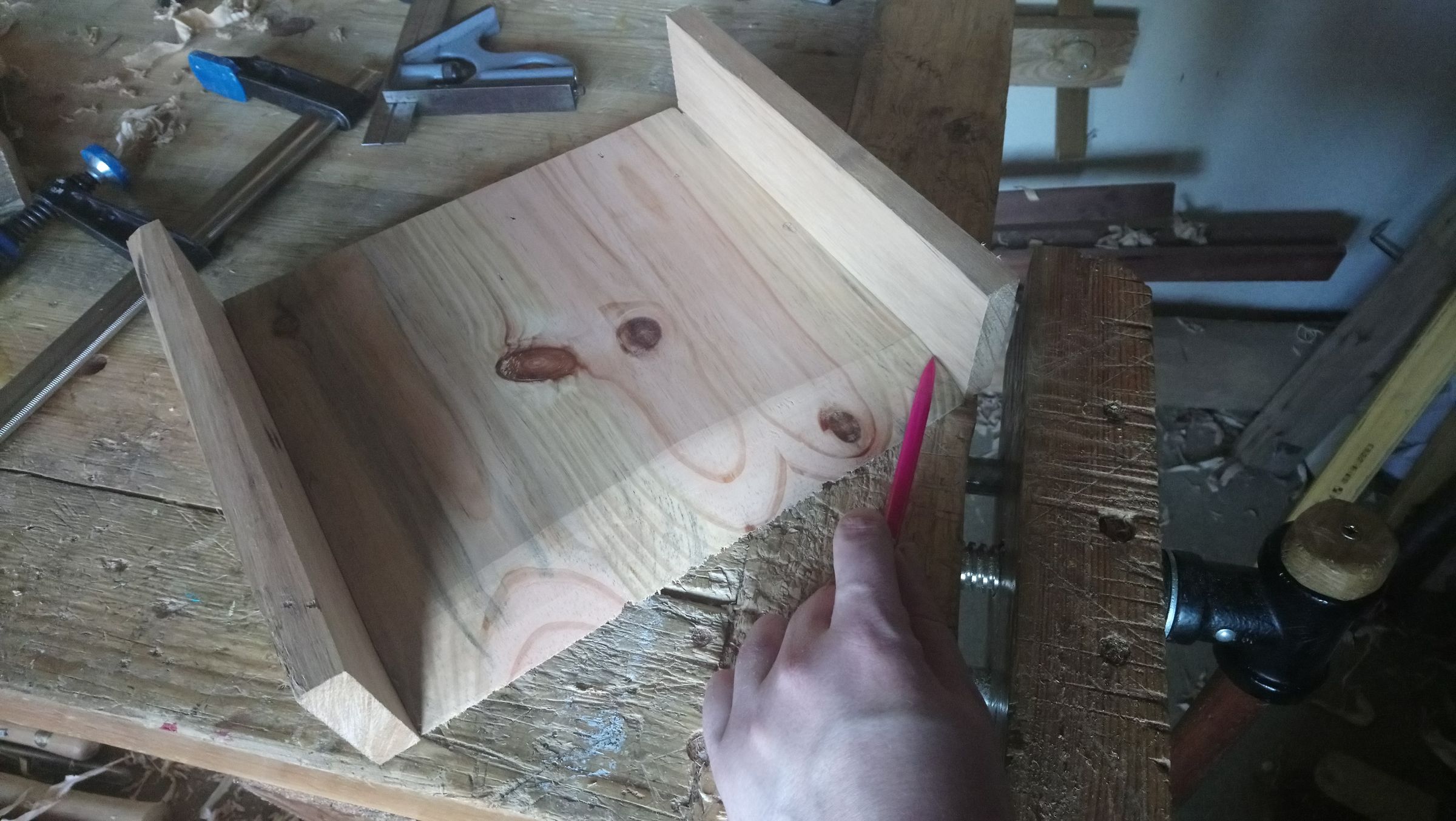 Wooden Brush and Dustpan : 9 Steps (with Pictures) - Instructables