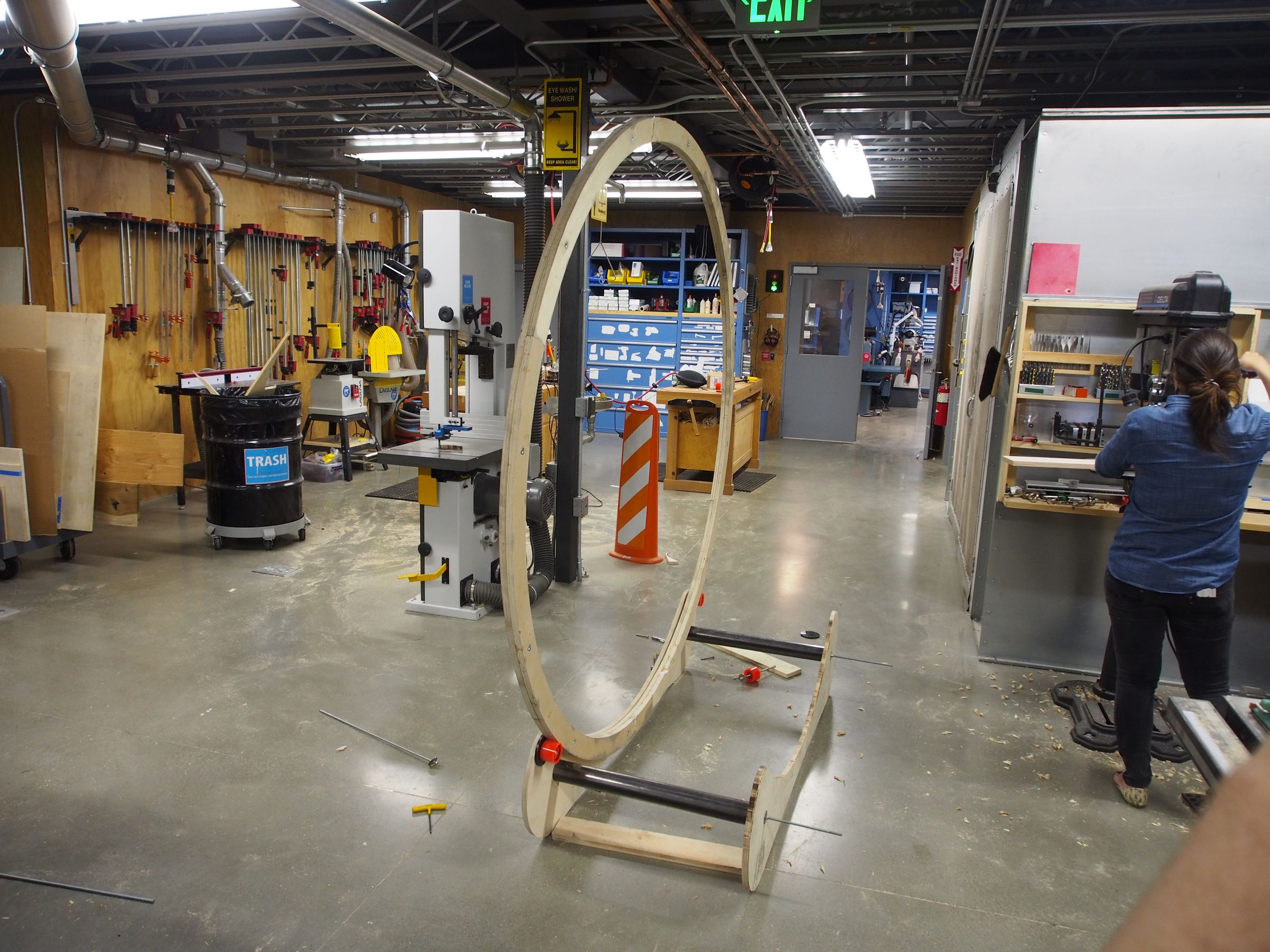 Hamster Wheel Standing Desk : 10 Steps (with Pictures) - Instructables
