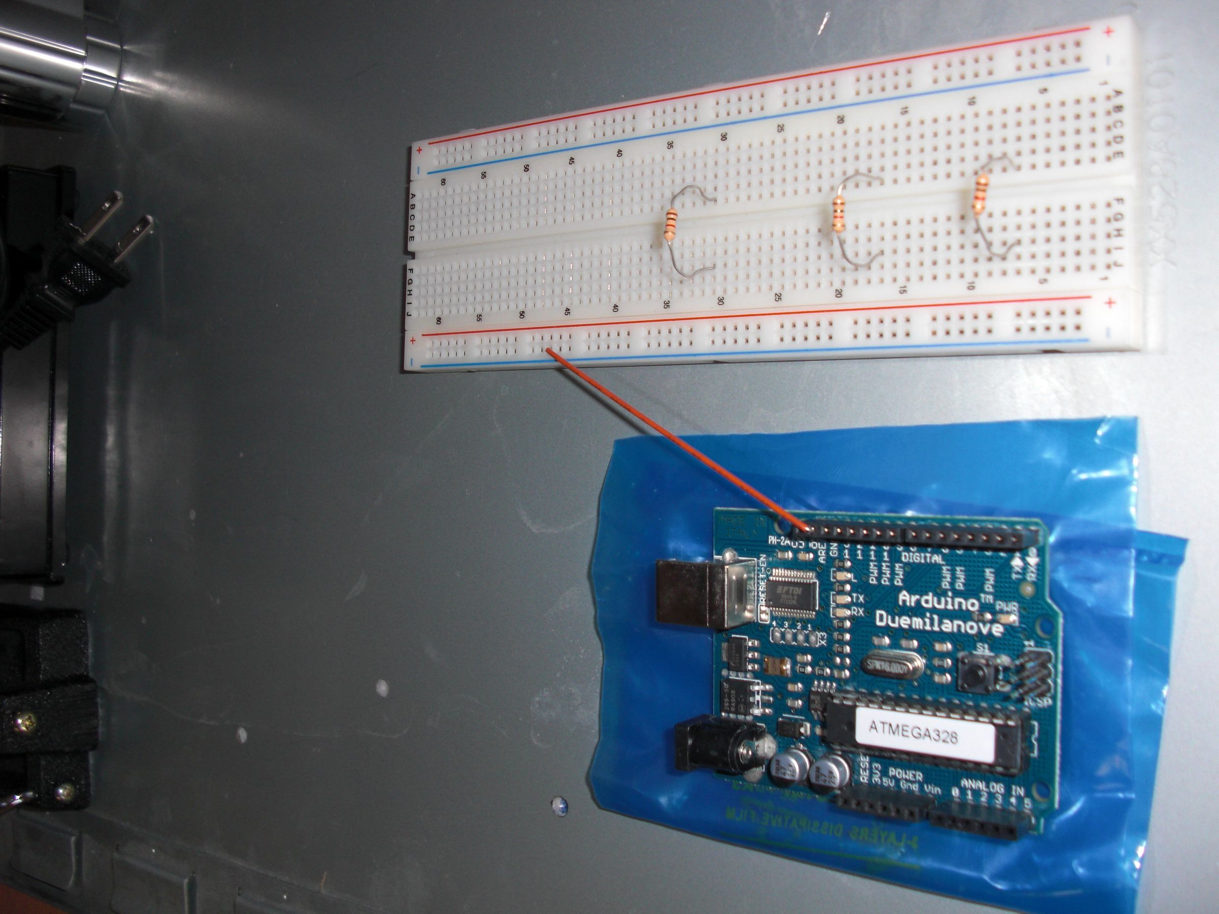 How to Make LEDs Flash to Music With an Arduino : 5 Steps - Instructables