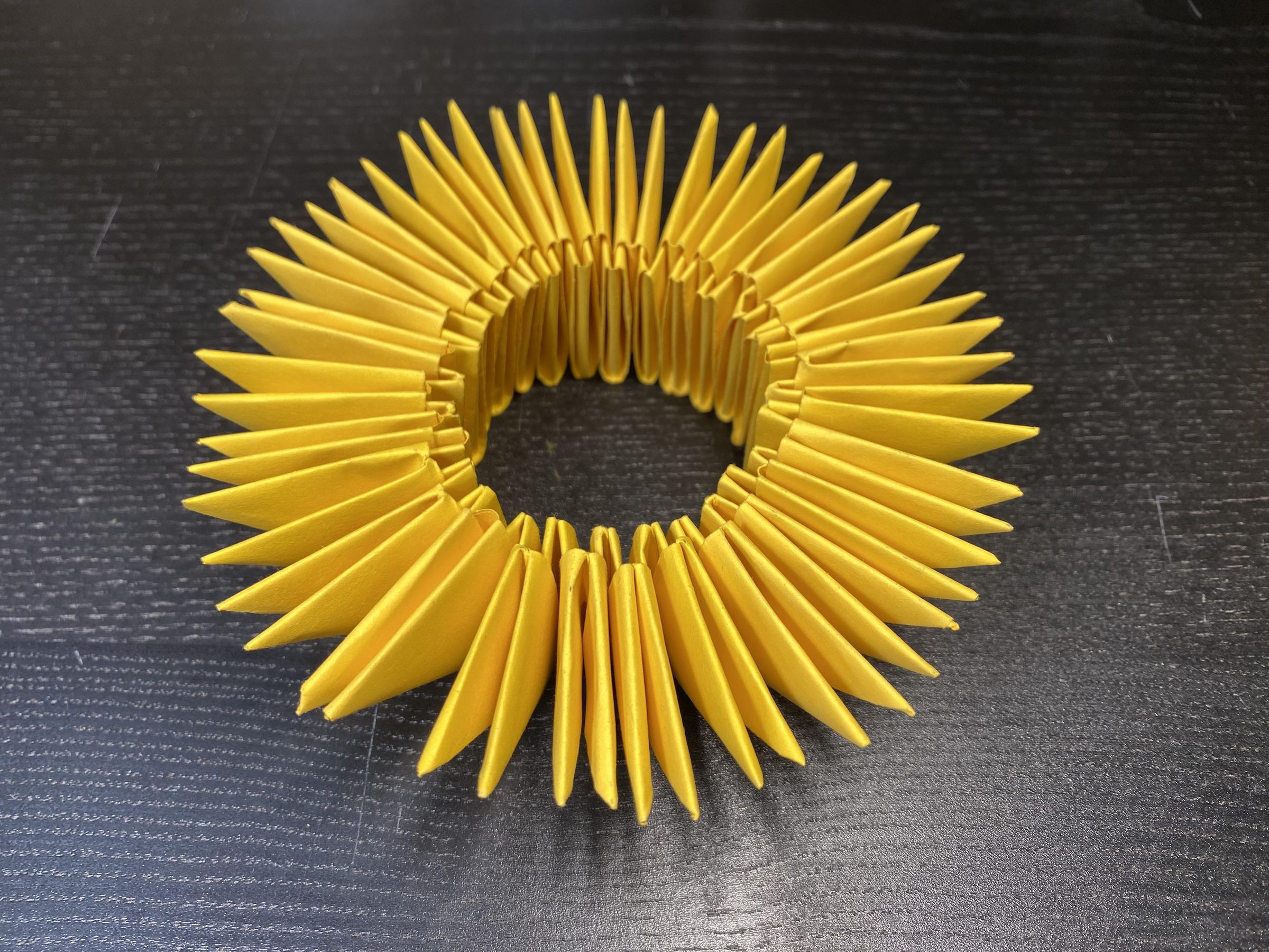 How to Make a Tropical Pineapple From Paper : 7 Steps (with Pictures ...