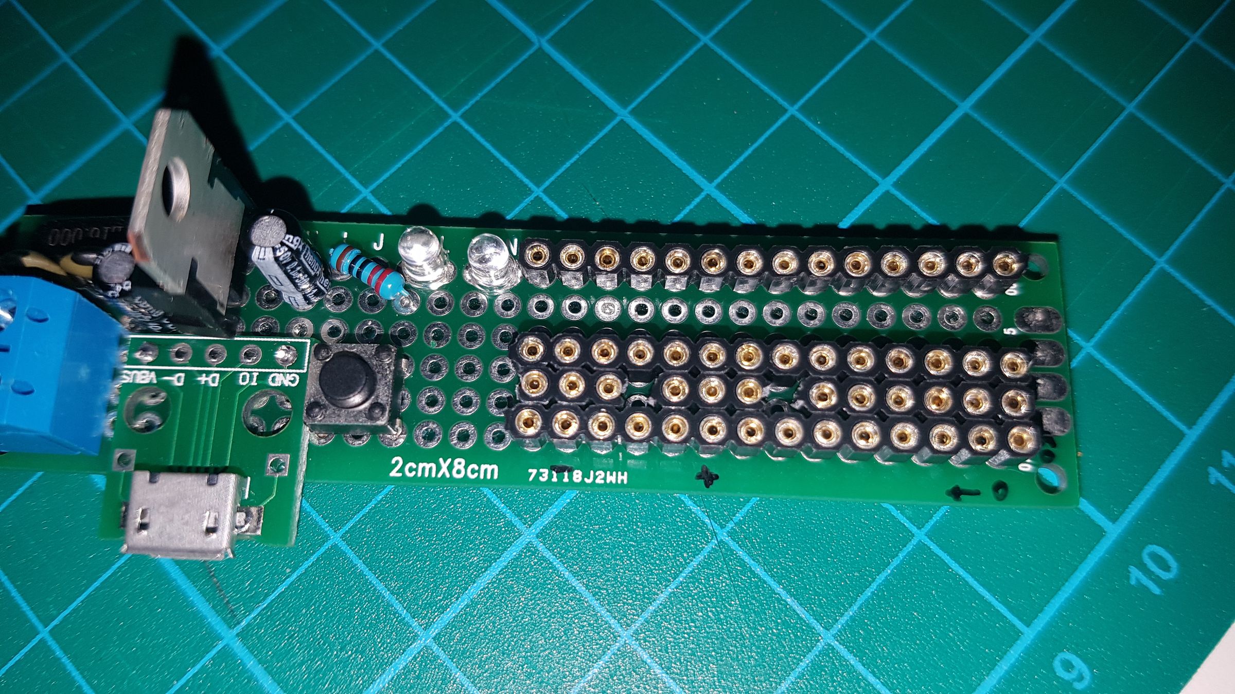 One More Small Footprint Barebone Arduino : 4 Steps (with Pictures ...