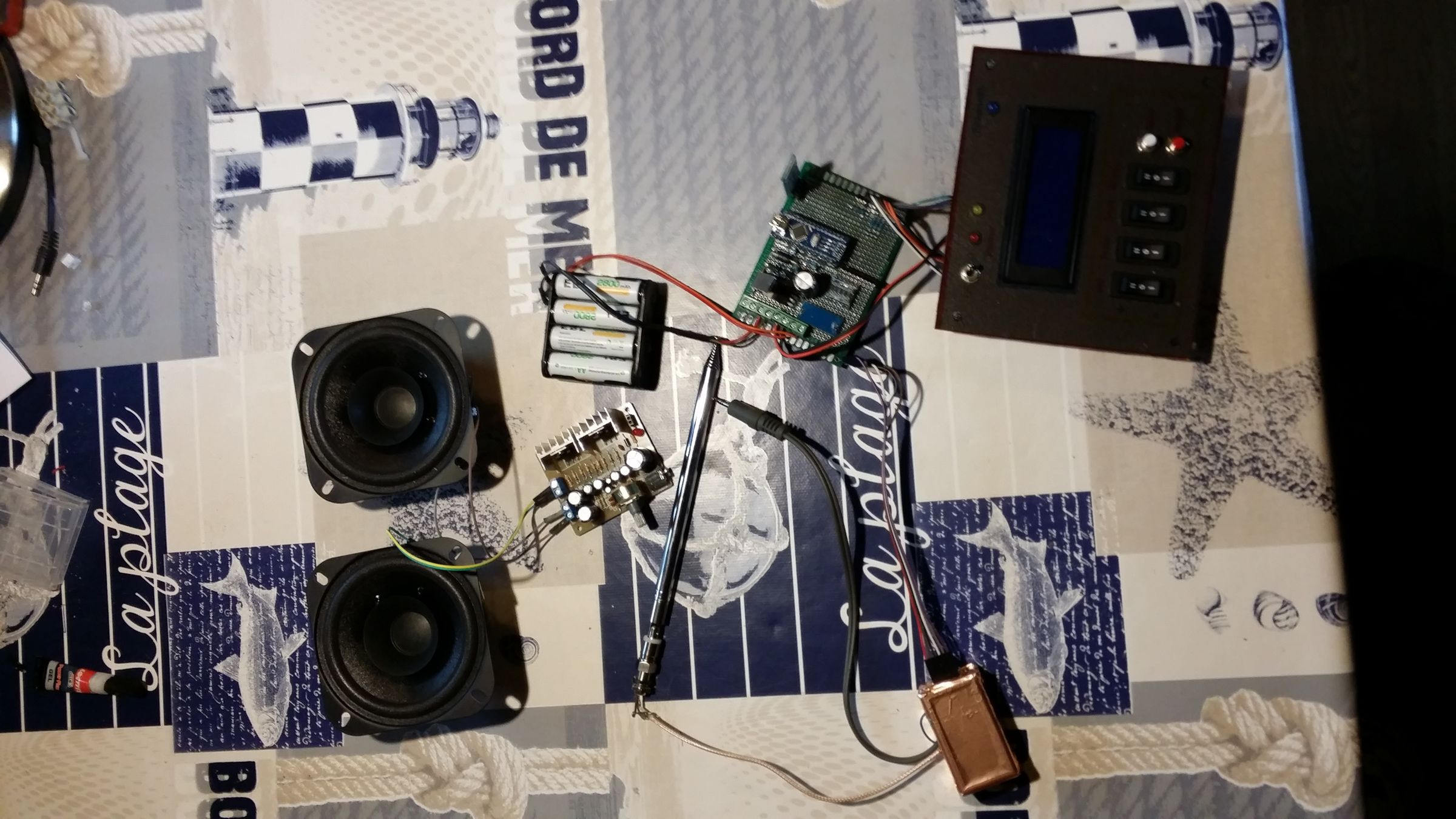 FM Radio With RDS (Radio Text) , BT Control and Charging Base : 5 Steps ...