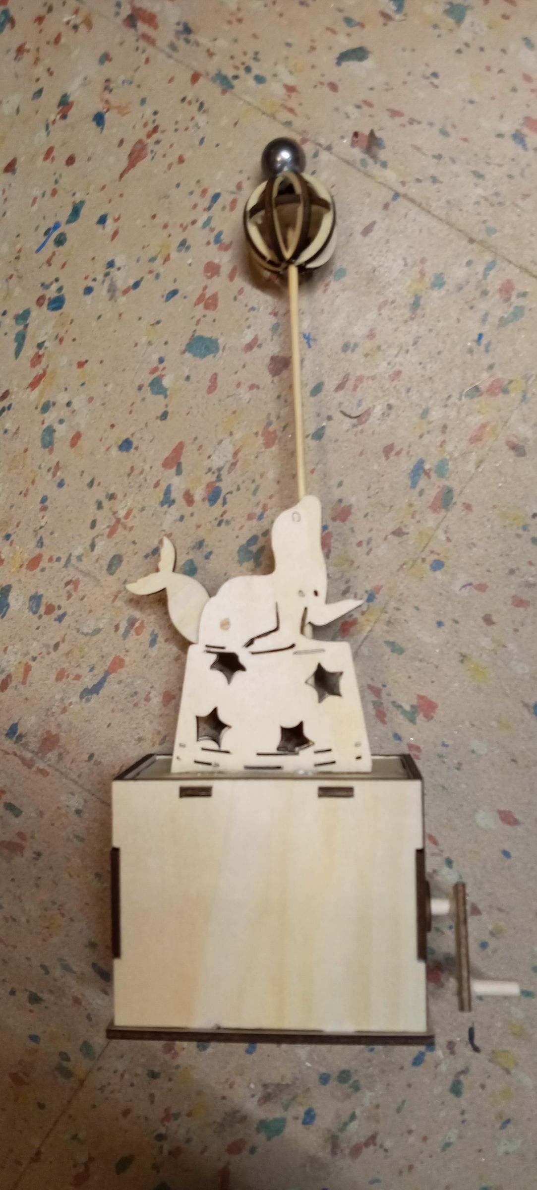 A Seal That Rolls a Ball. AUTOMATA. Laser Cutter. : 6 Steps - Instructables