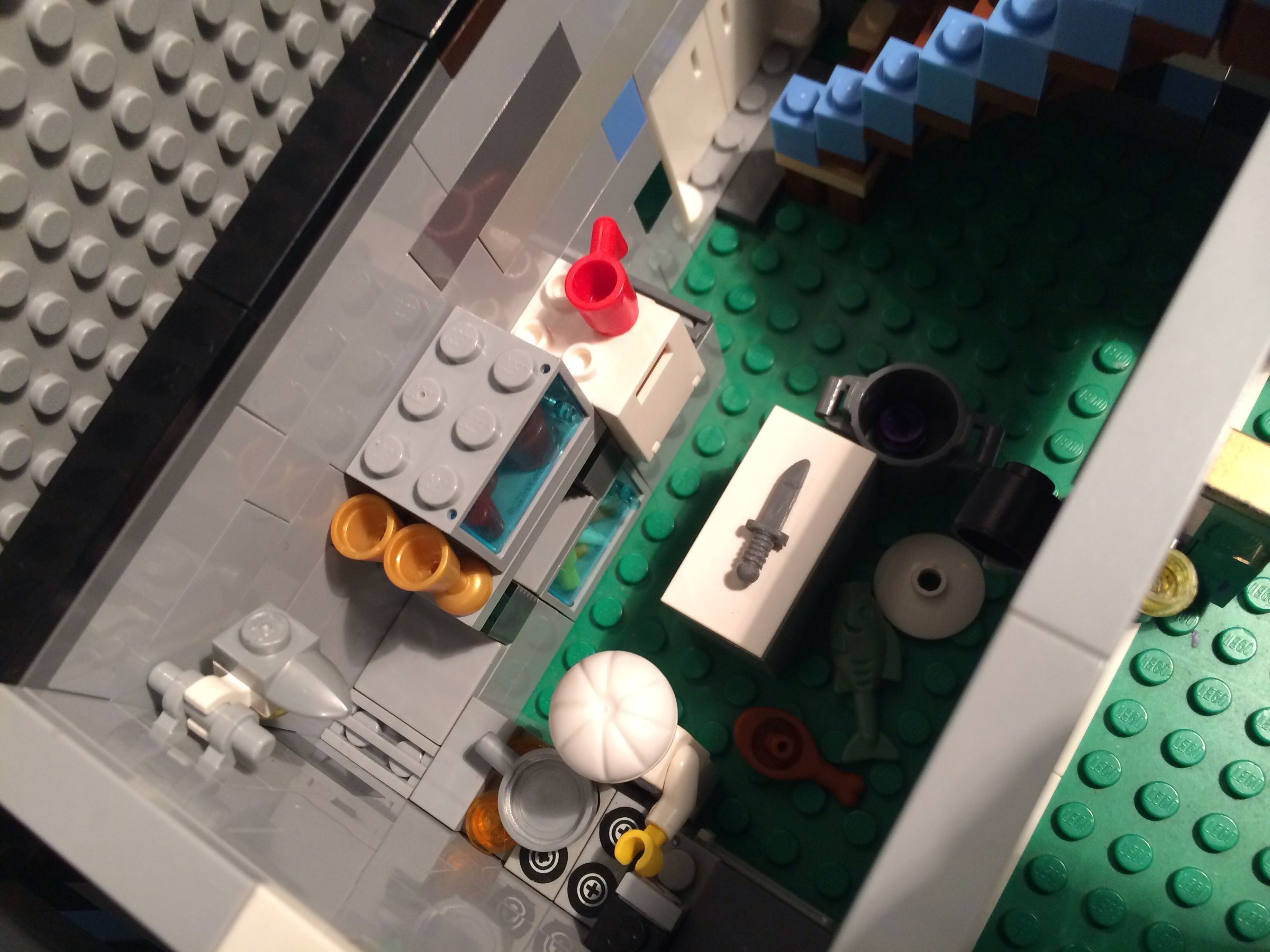 LEGO House/restaurant Modular Building : 4 Steps - Instructables