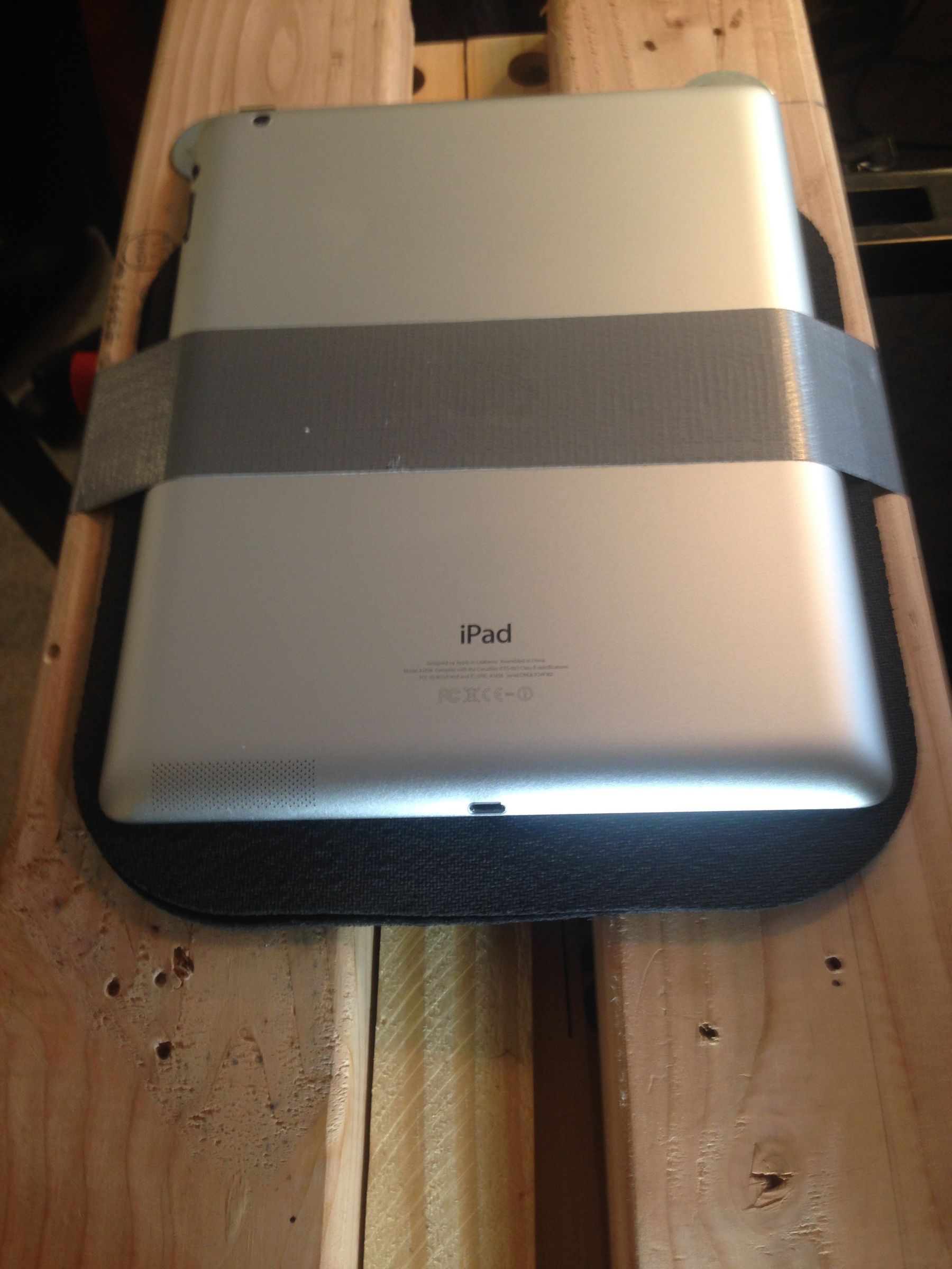 Extract a Broken Lightning Plug From Your IPad : 6 Steps (with Pictures ...