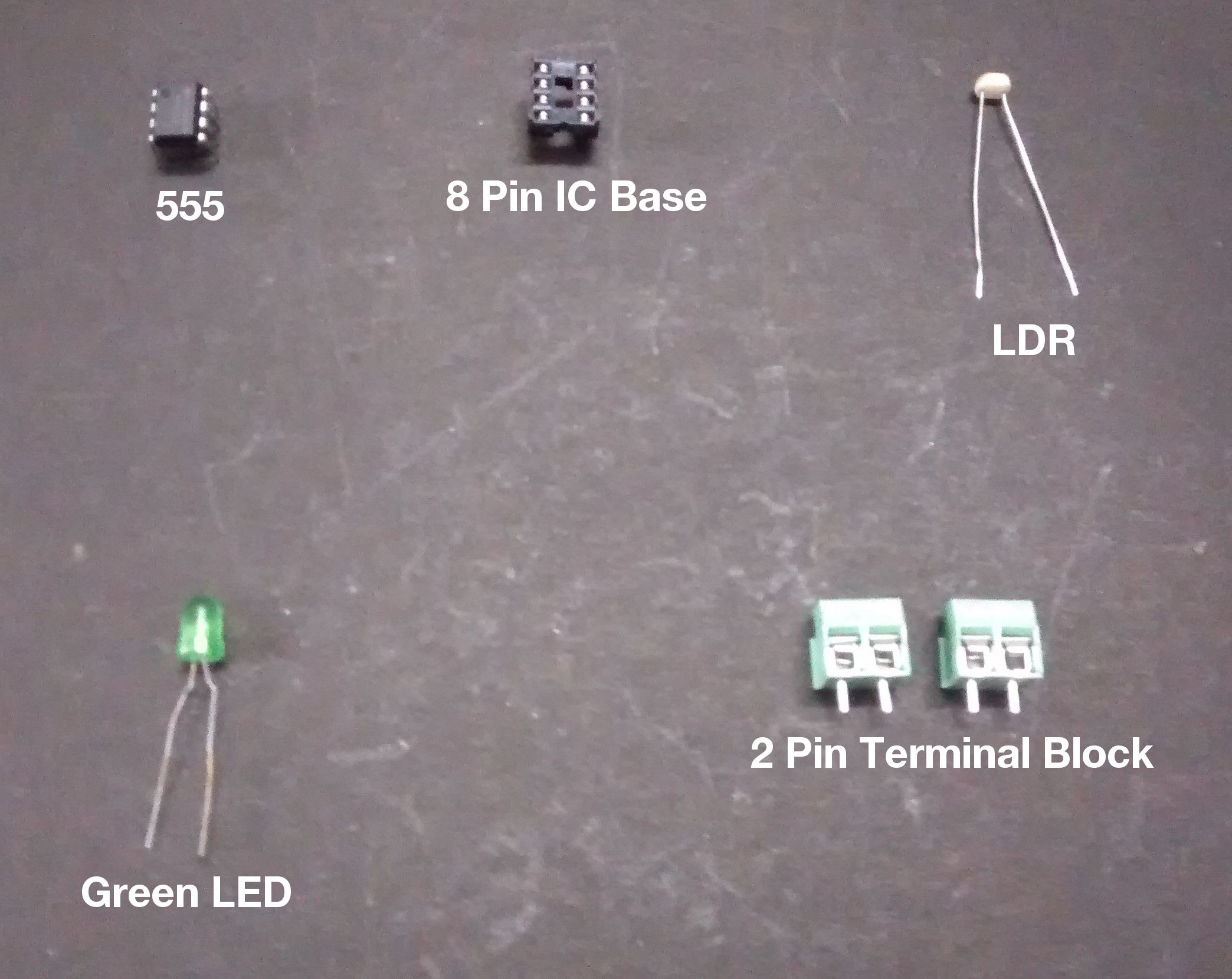 How to Make a Simple Dark Sensor Using 555 Timer : 3 Steps (with ...