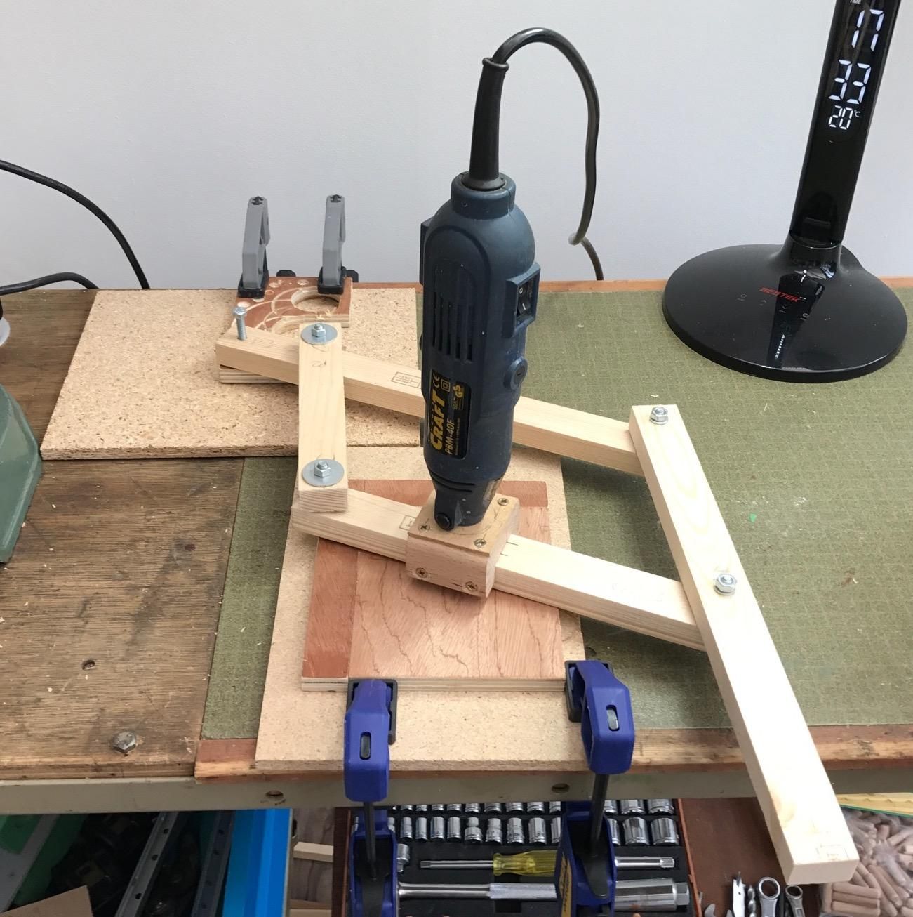 How to Make a Wooden Engraving Pantograph : 11 Steps (with Pictures ...