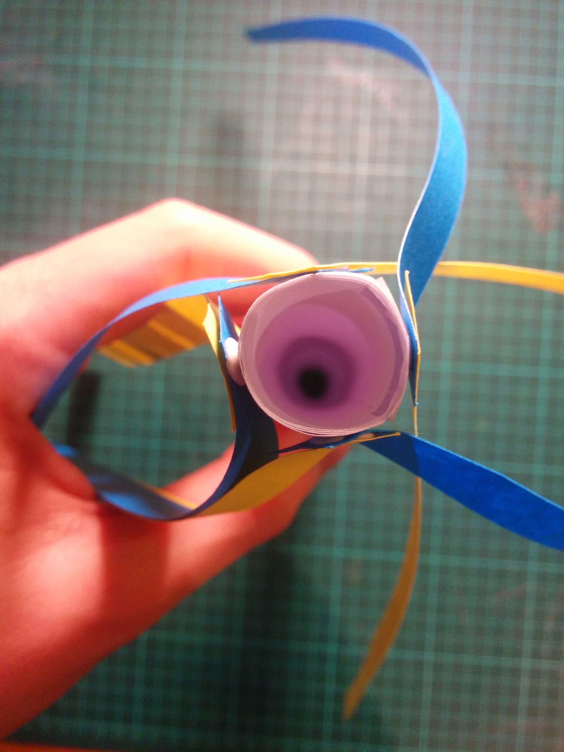 Paper Chinese Finger Trap : 9 Steps (with Pictures) - Instructables