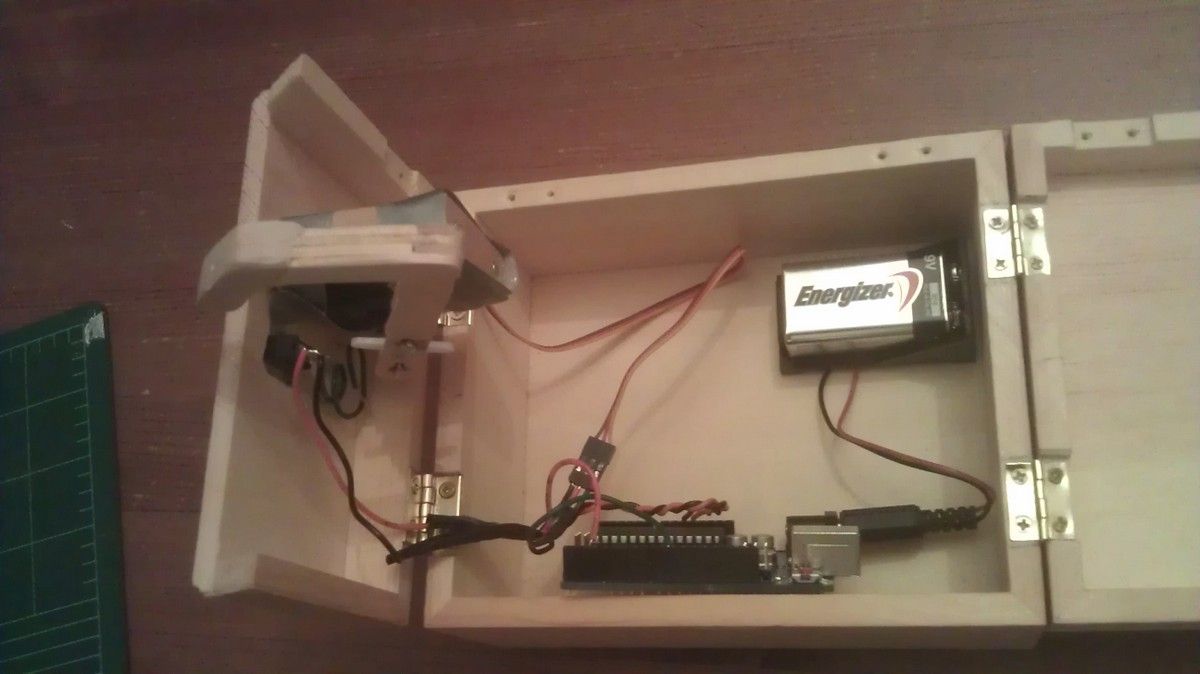 Arduino Most Useless Machine Ever Project : 6 Steps - Instructables