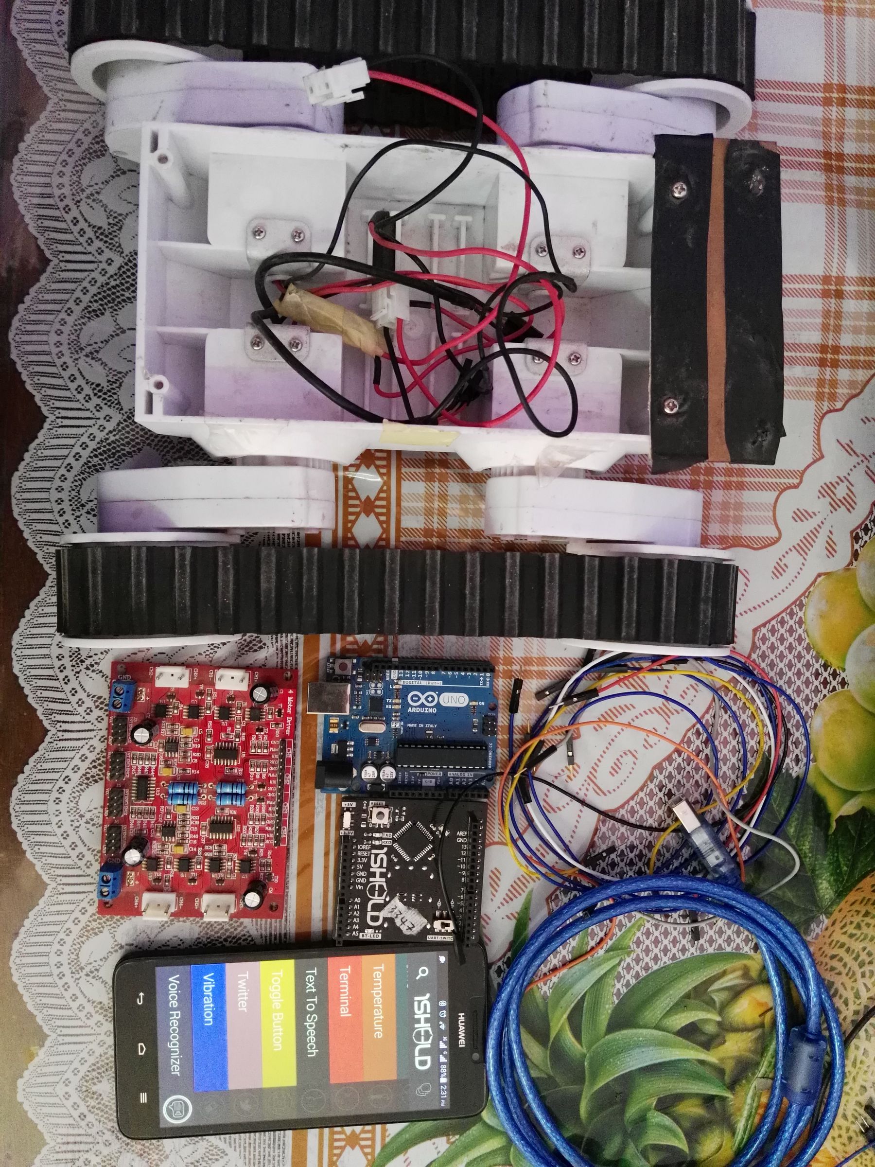 Voice Controlled Robot : 7 Steps - Instructables