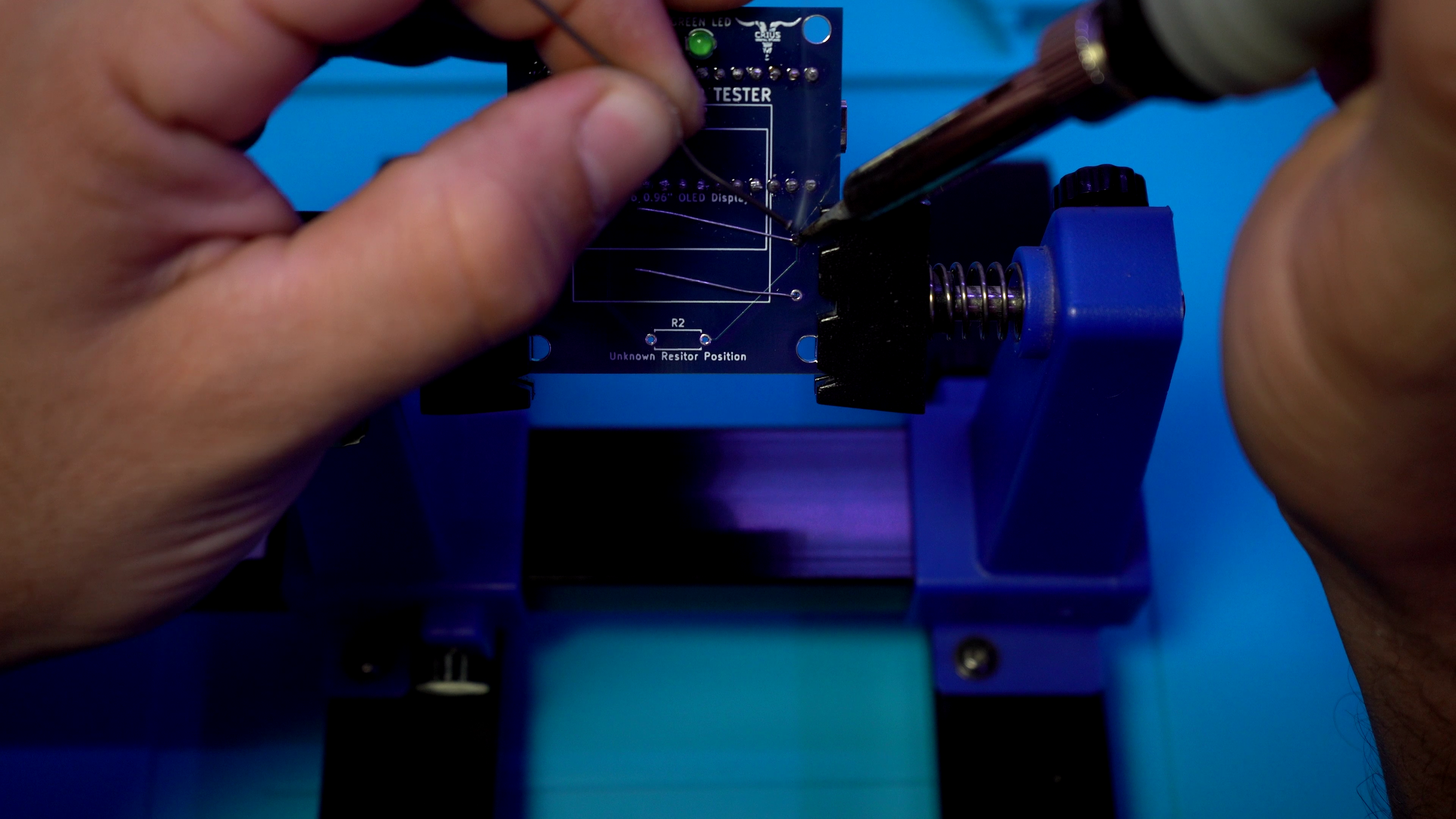 DIY Arduno "Ohmeter" + 0.96" OLED Display +Indication LEDs + Custom PCB ...