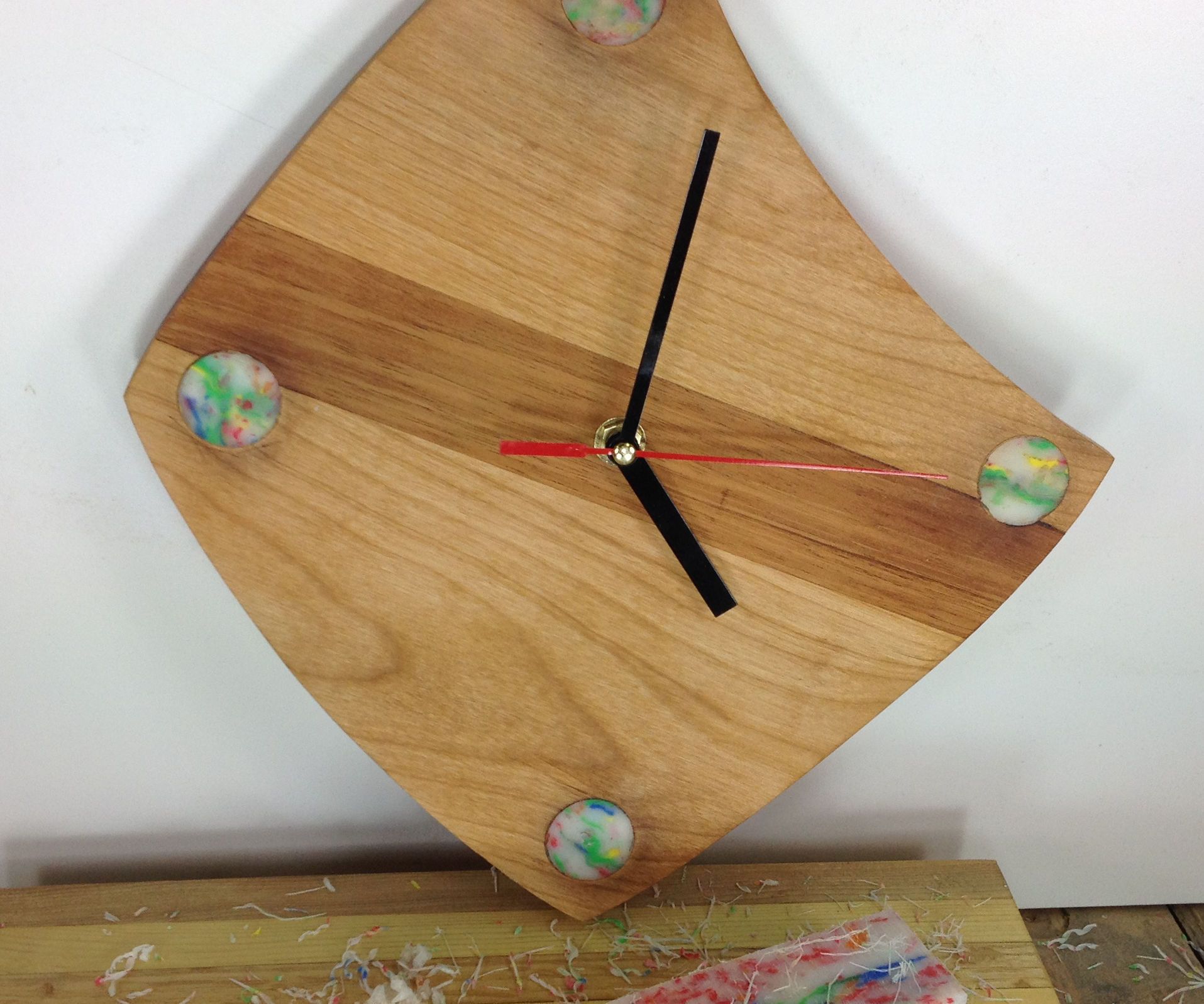 How to Make a Retro Wall Clock : 4 Steps - Instructables