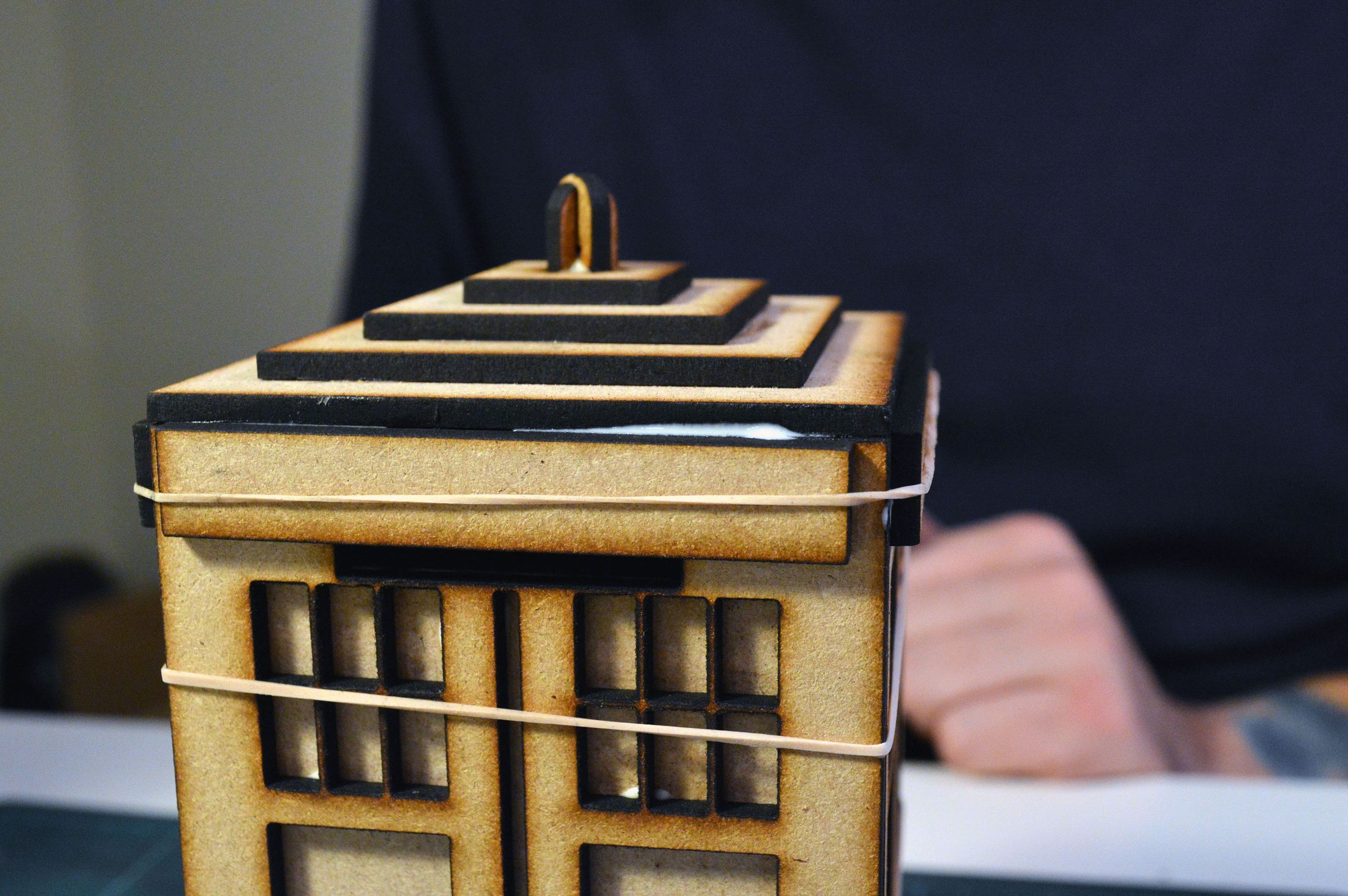 Doctor Who TARDIS Laser Cut Money Box : 8 Steps (with Pictures ...