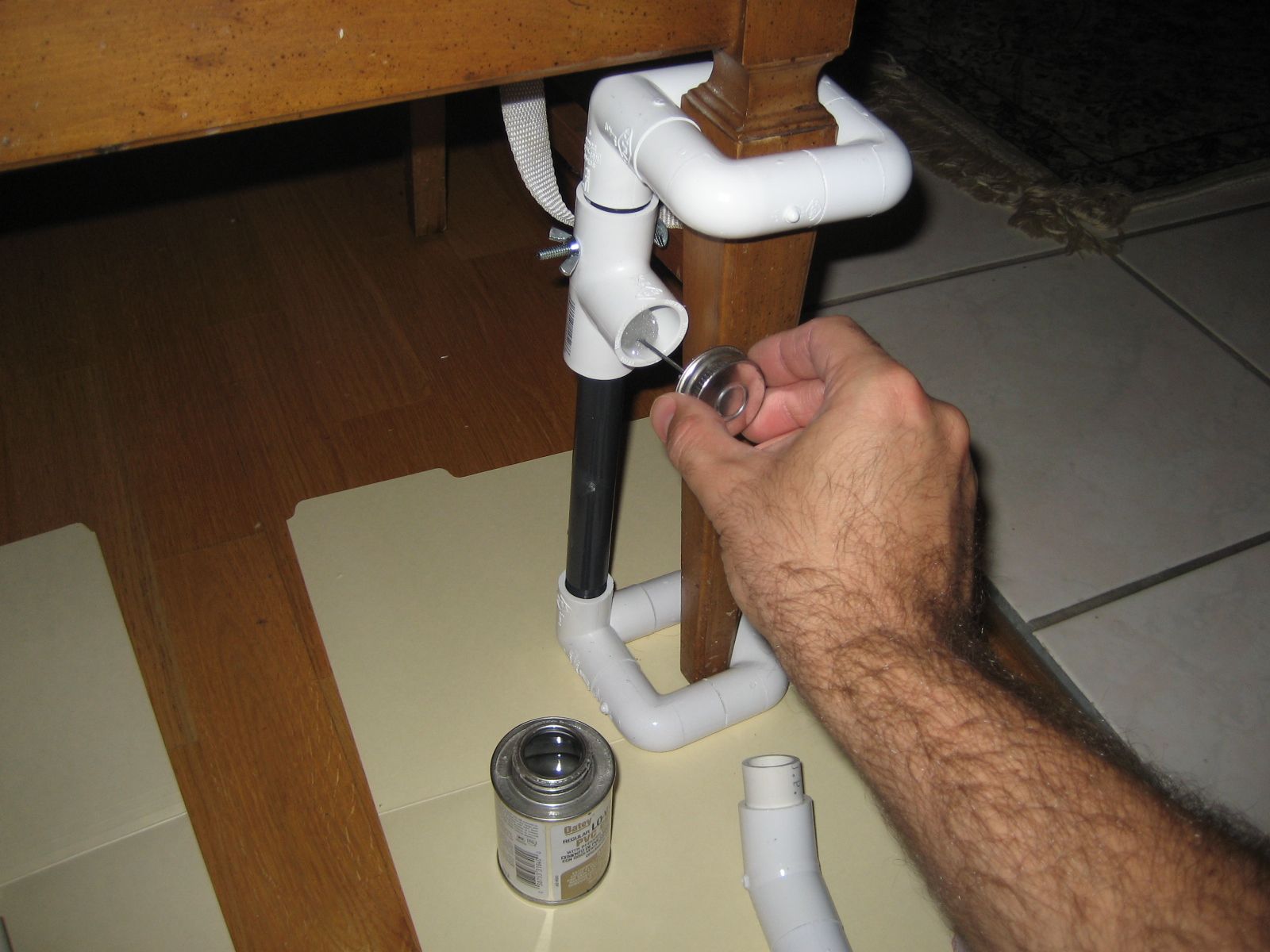 Footrest Helps Kids Sit Comfortably at the Table : 6 Steps (with ...