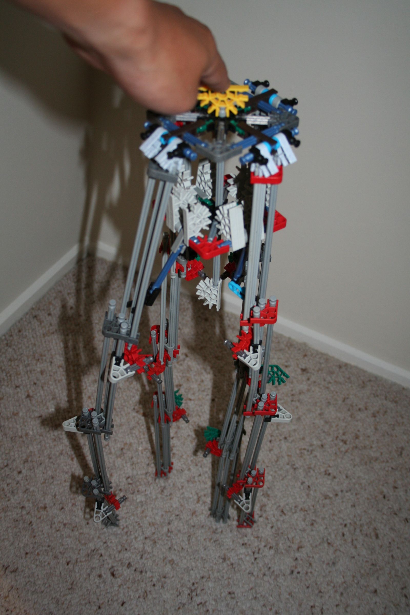K'nex Tripod With Four Legs - Collapsible! : 3 Steps - Instructables