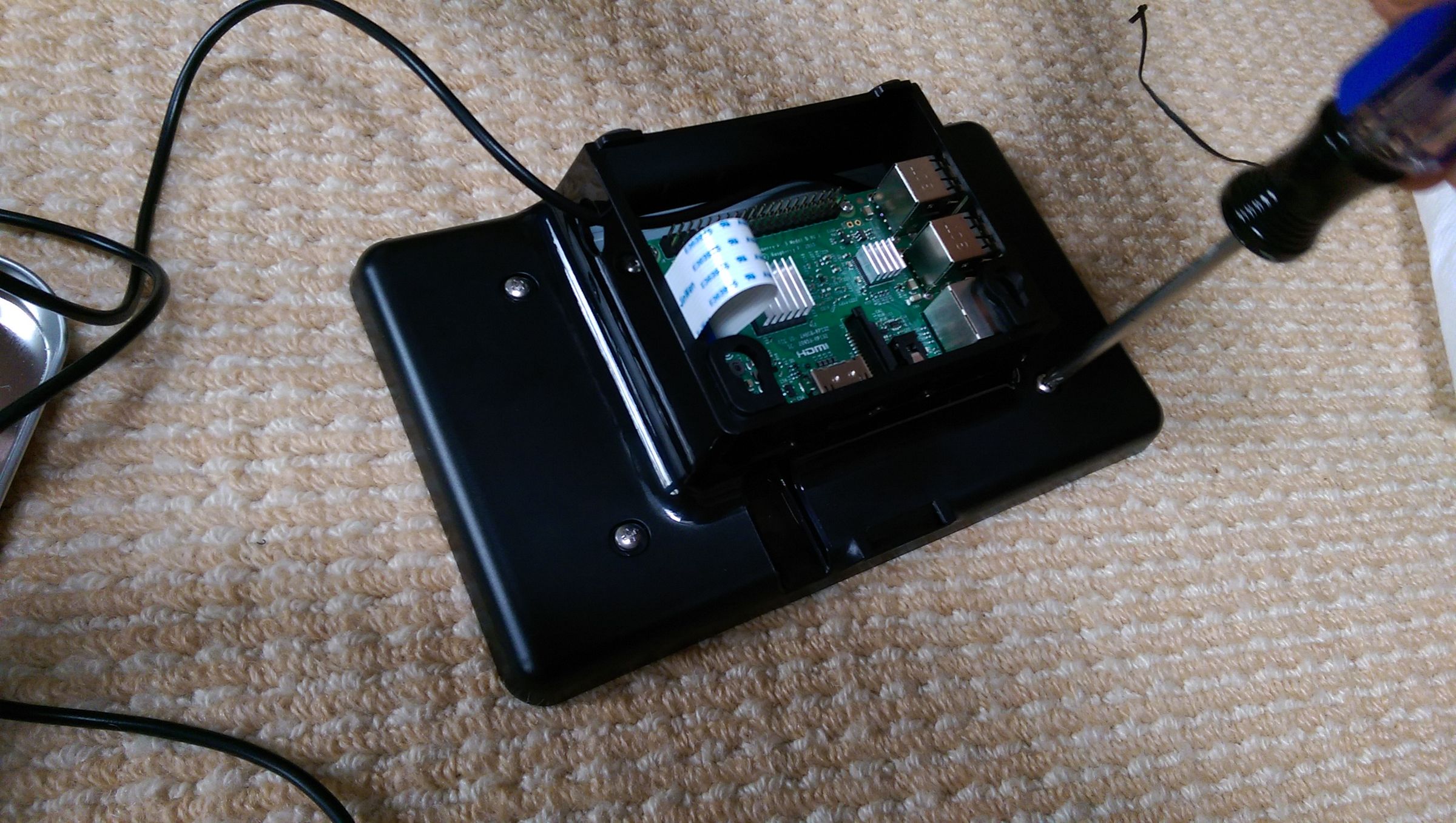 LunchTop: a Raspberry Pi Lunch Box Laptop : 4 Steps (with Pictures ...