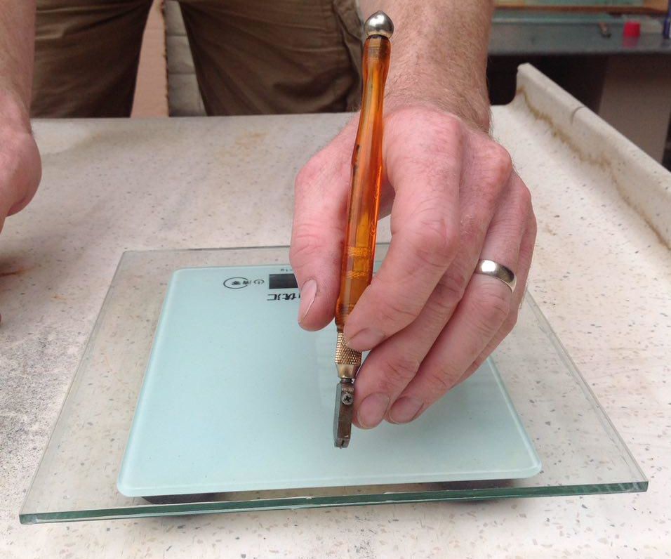 How to Cut Glass : 5 Steps (with Pictures) - Instructables