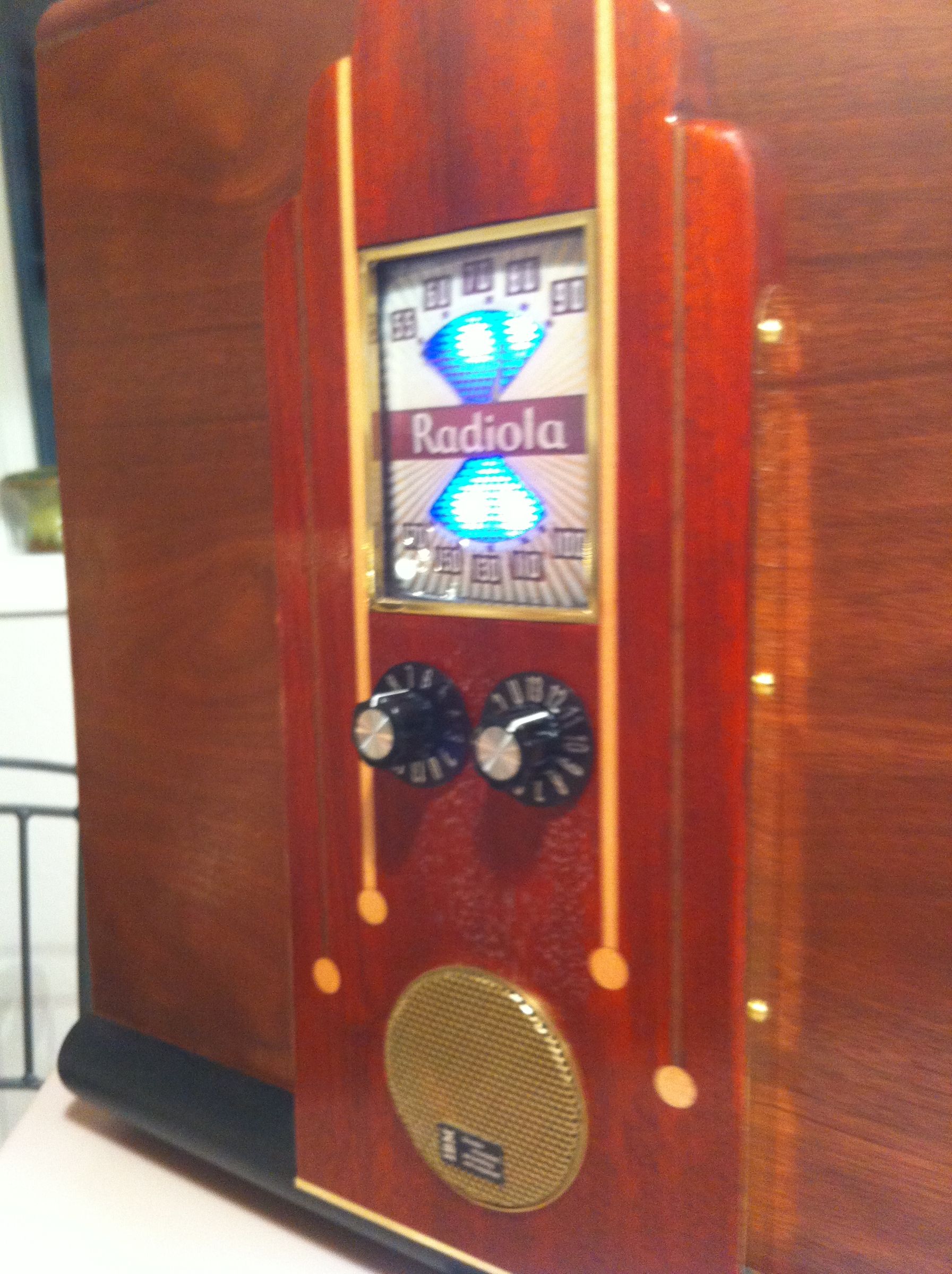 Vintage Radio Computer Tower. : 8 Steps (with Pictures) - Instructables