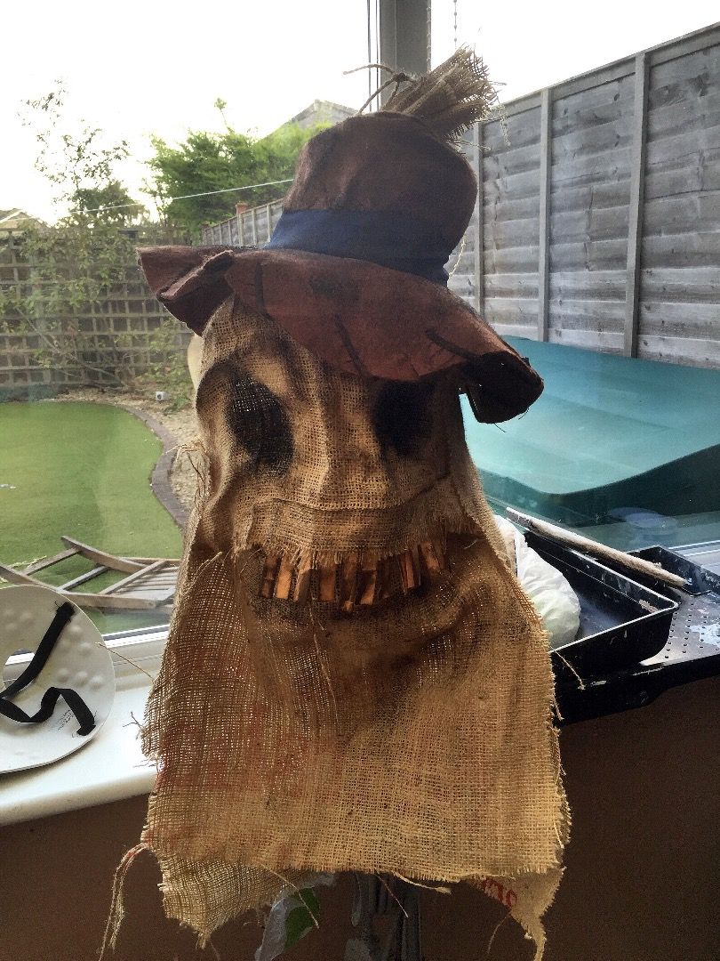How to Make a Scary Scarecrow Mask (With Moveable Jaw) : 7 Steps (with ...