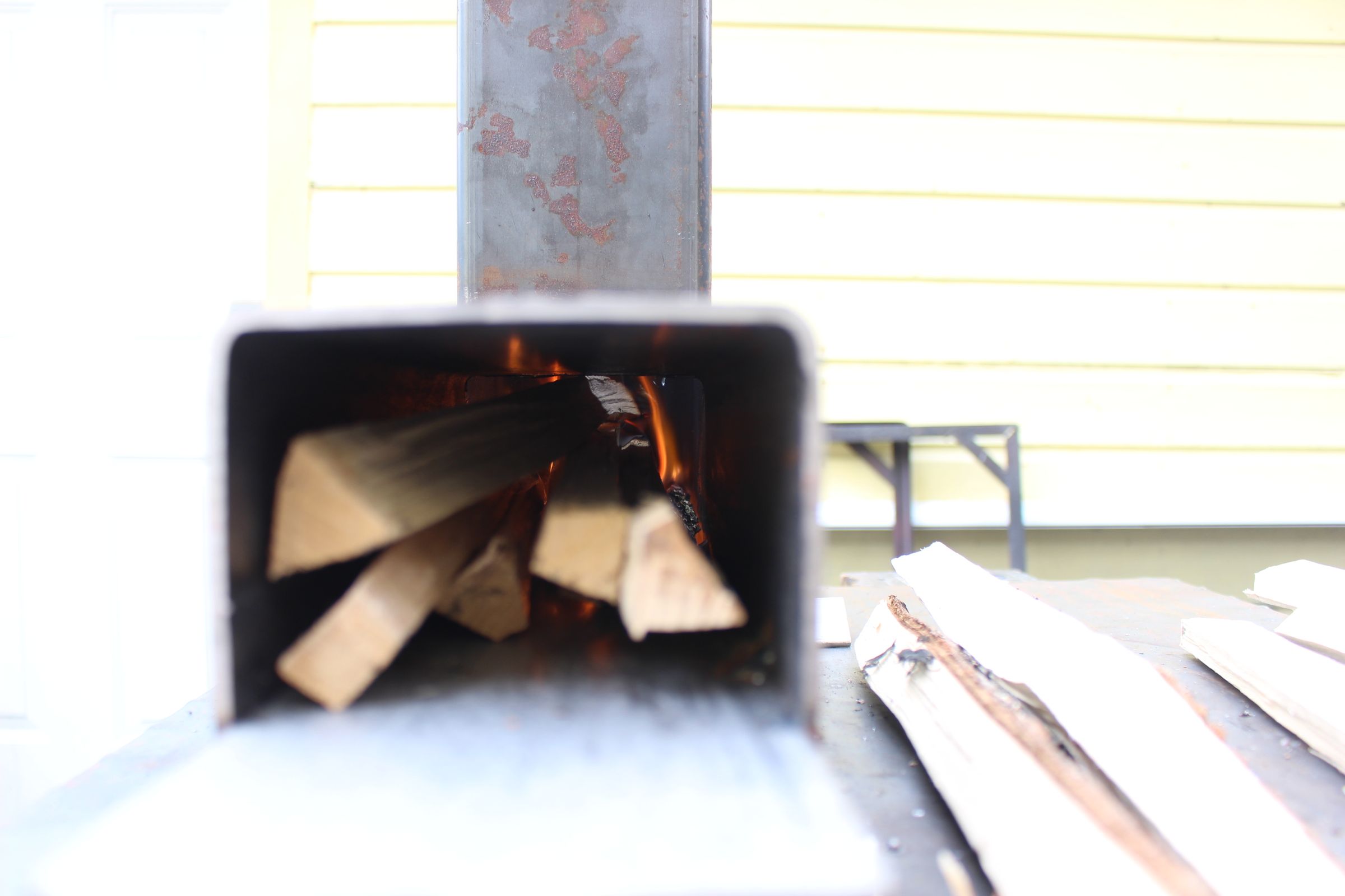 How to Make a Rocket Stove : 4 Steps (with Pictures) - Instructables