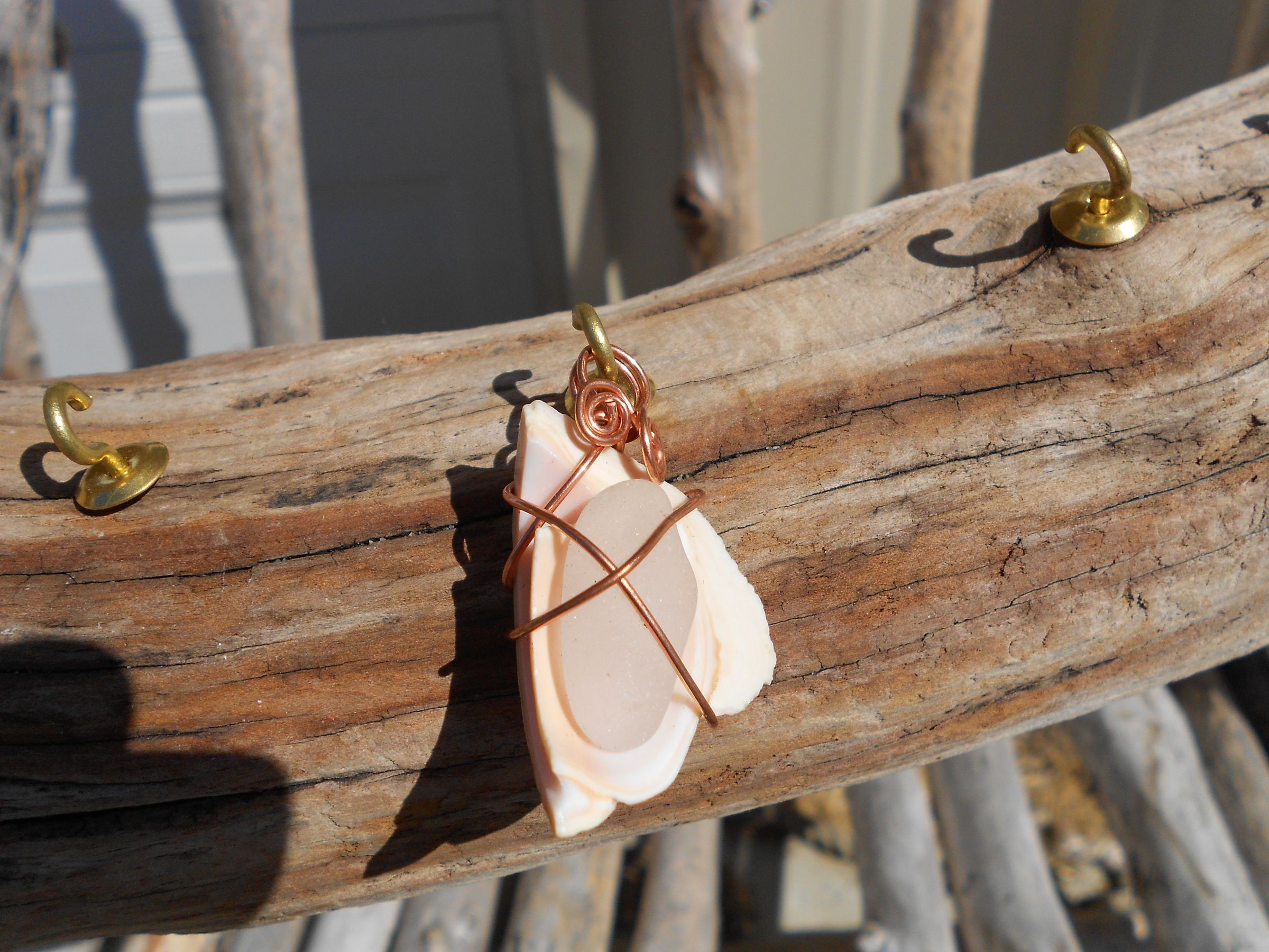 Wire Wrapped Pendants, the Easy Way : 10 Steps (with Pictures ...