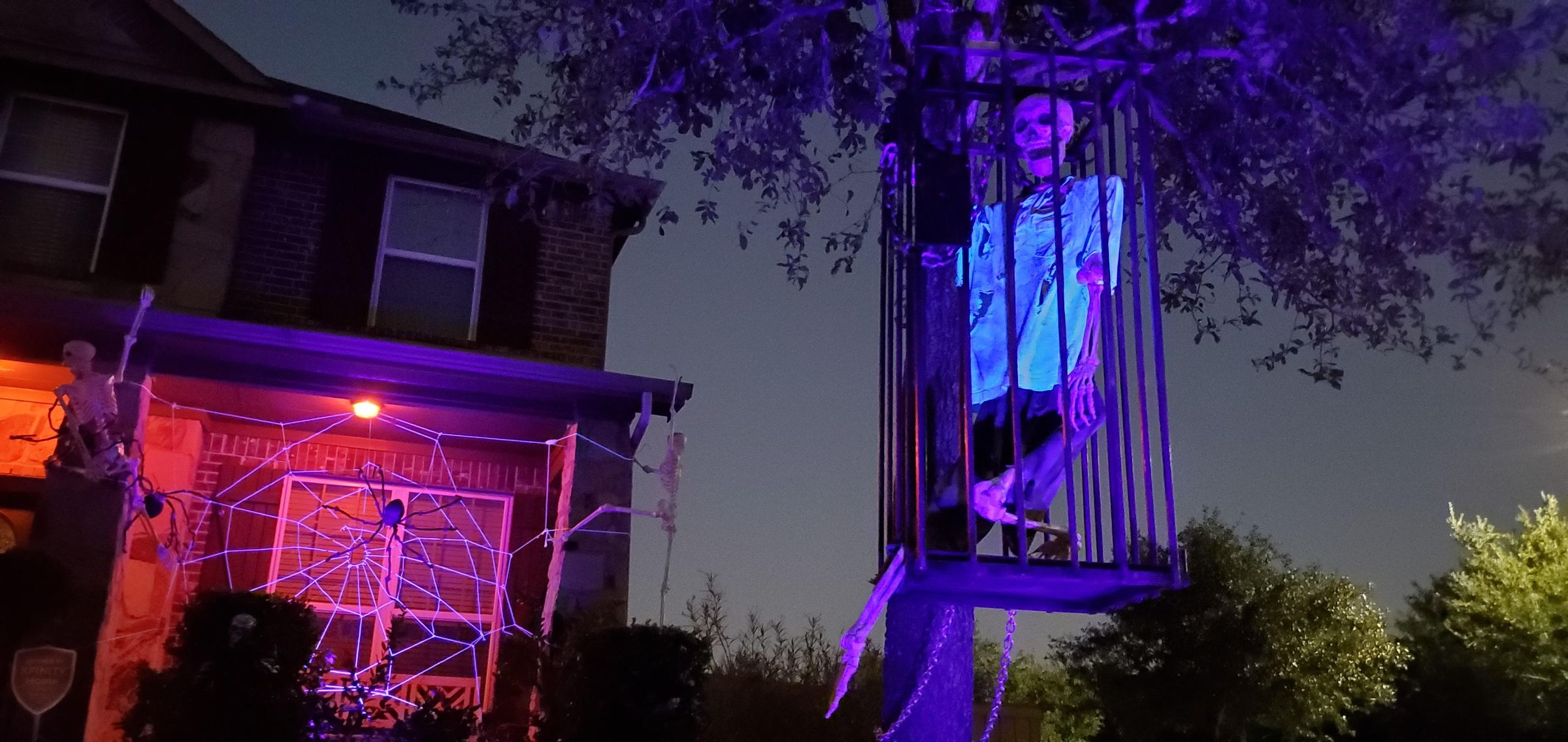 Skeleton in a Hanging Cage From Scrap Metal - Yard Decoration : 11 ...