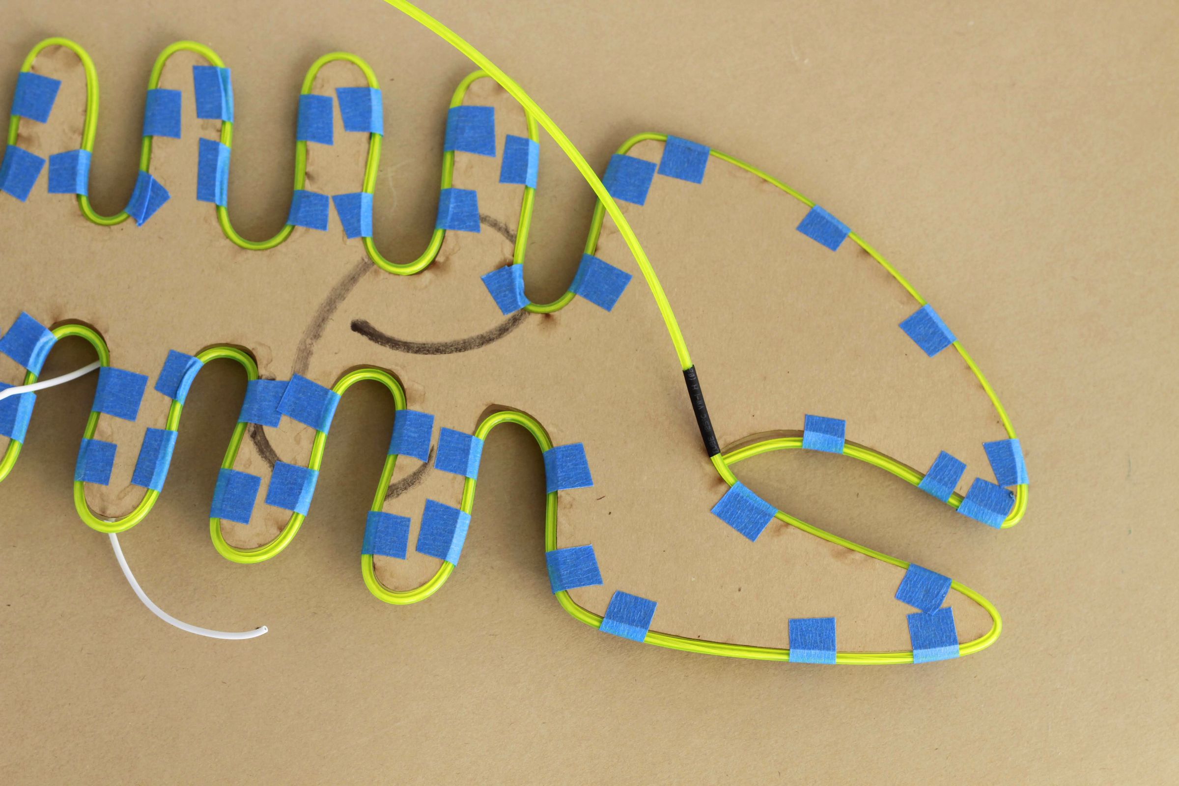 EL Wire Fish With LED Eyes : 13 Steps (with Pictures) - Instructables