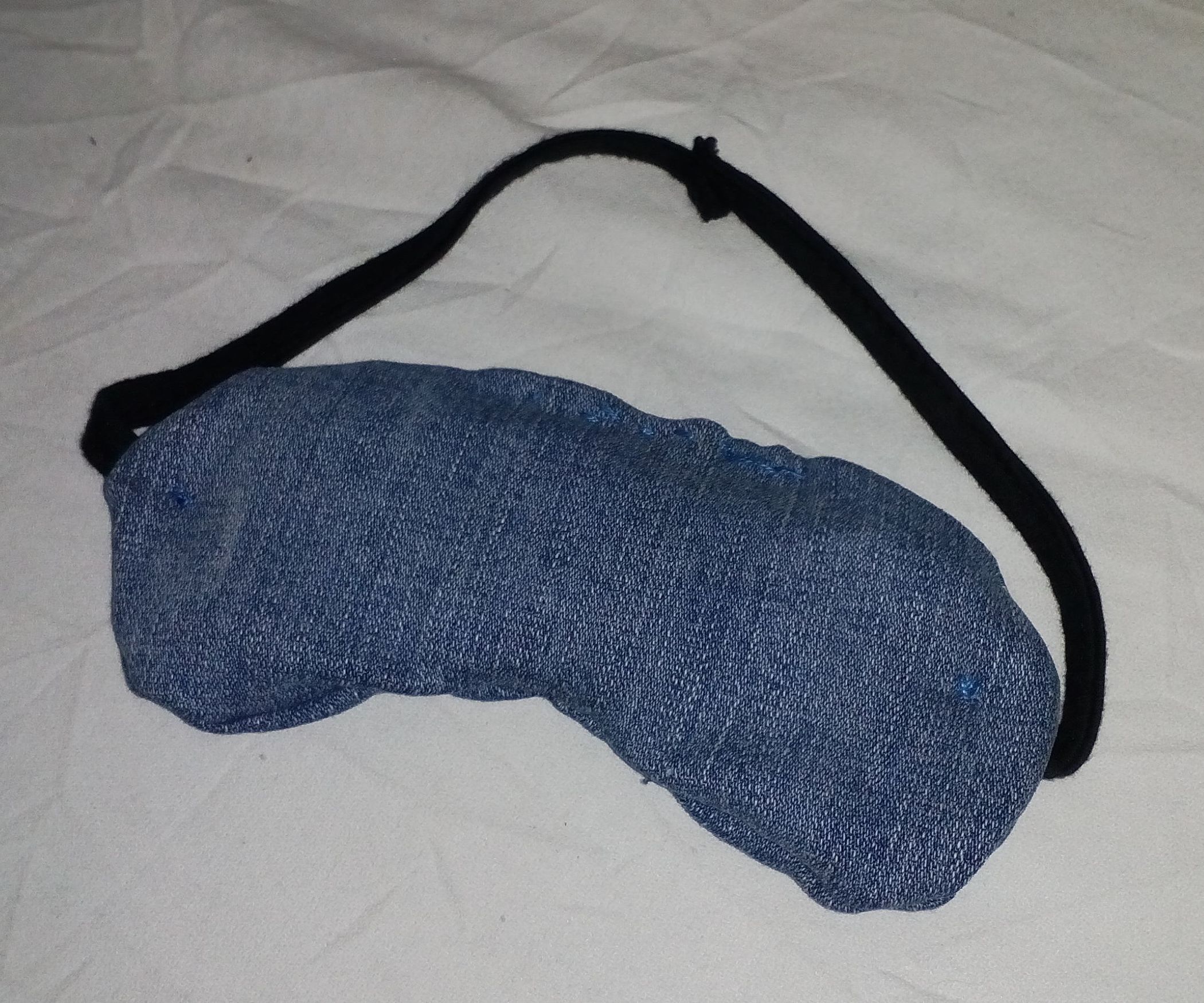 How to Make Sleeping Eye Mask From Old Jeans : 3 Steps (with Pictures ...