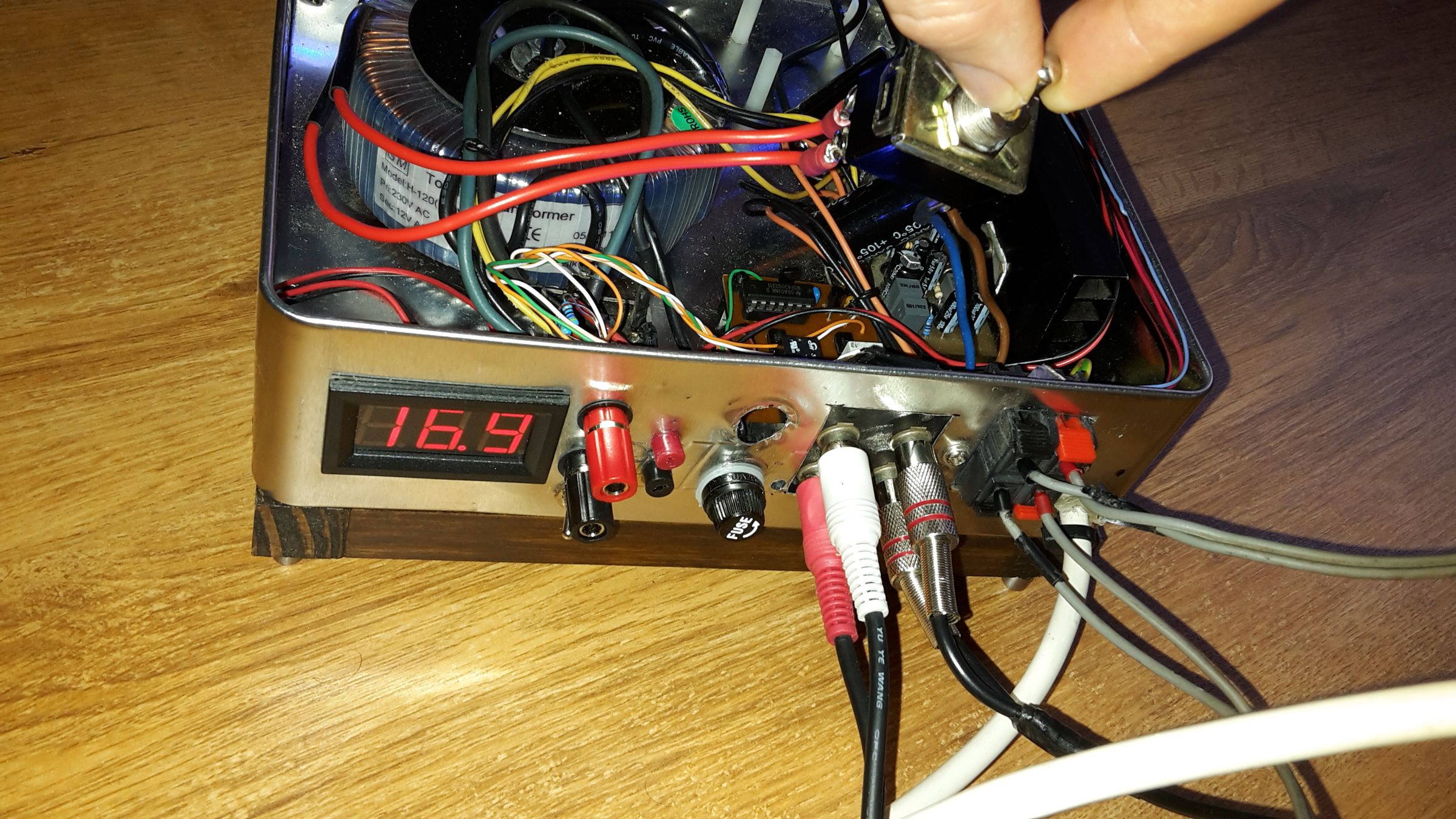 Amplifier TDA2005 : 4 Steps (with Pictures) - Instructables