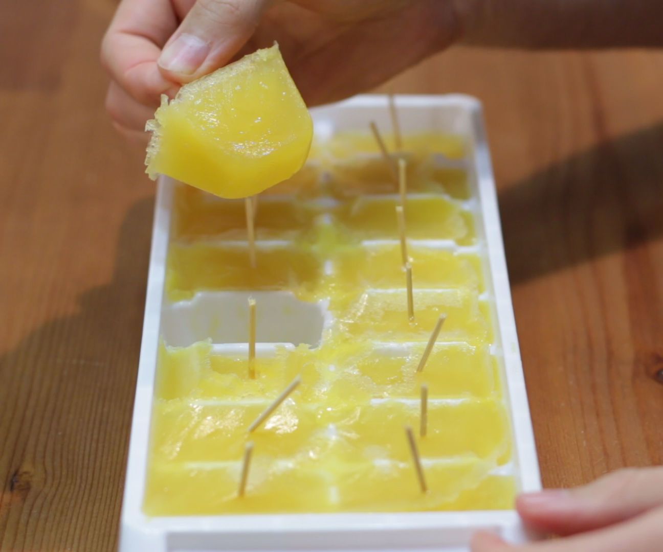 Easy Ice Cube Tray Popsicles : 5 Steps (with Pictures) - Instructables