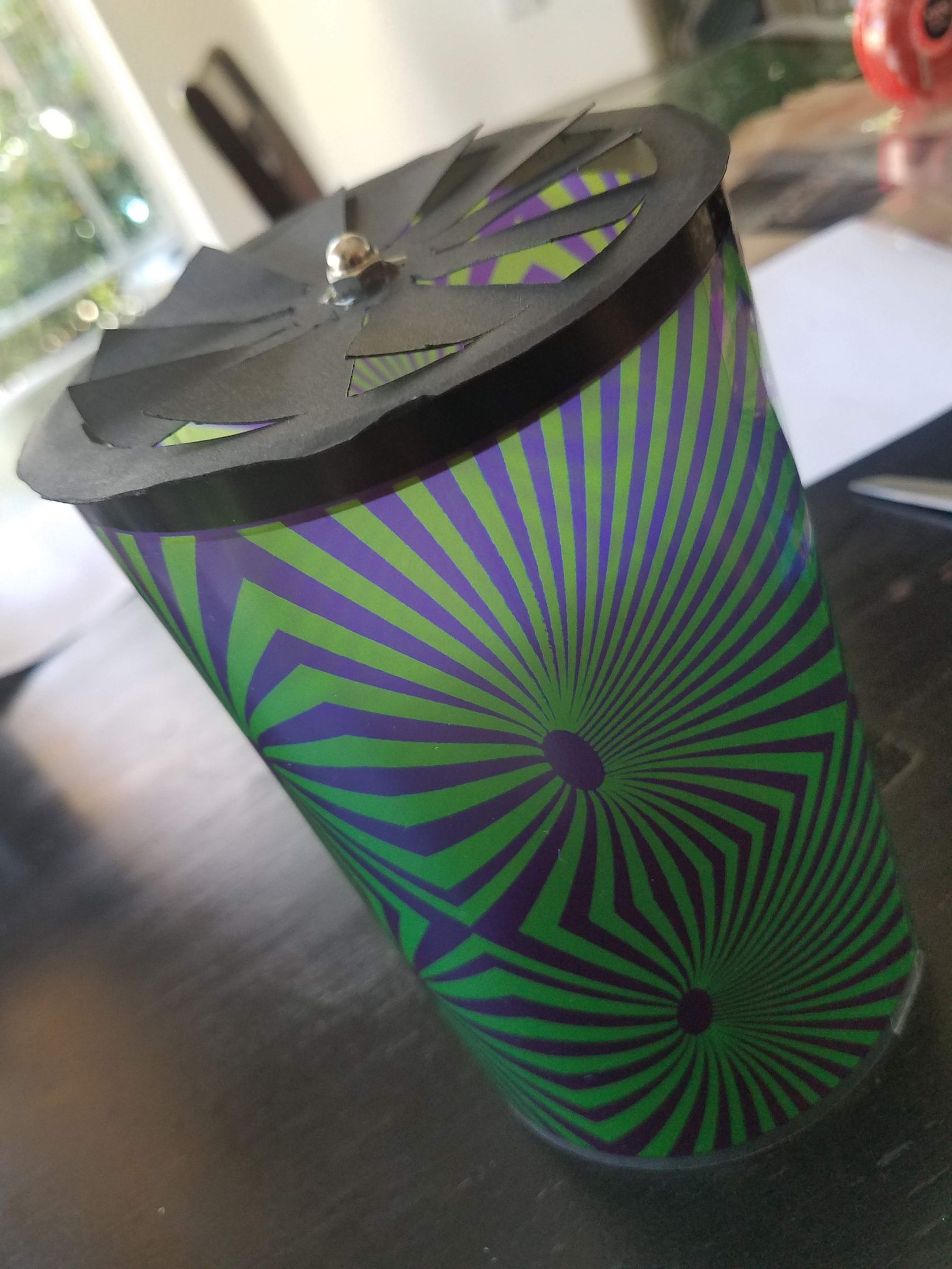 Psychedelic 70s Motion Lamp : 8 Steps (with Pictures) - Instructables