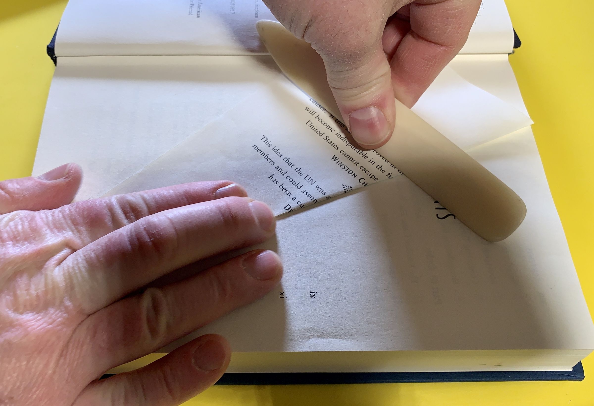 BOOK FOLDING PEAKS & VALLEYS : 8 Steps (with Pictures) - Instructables