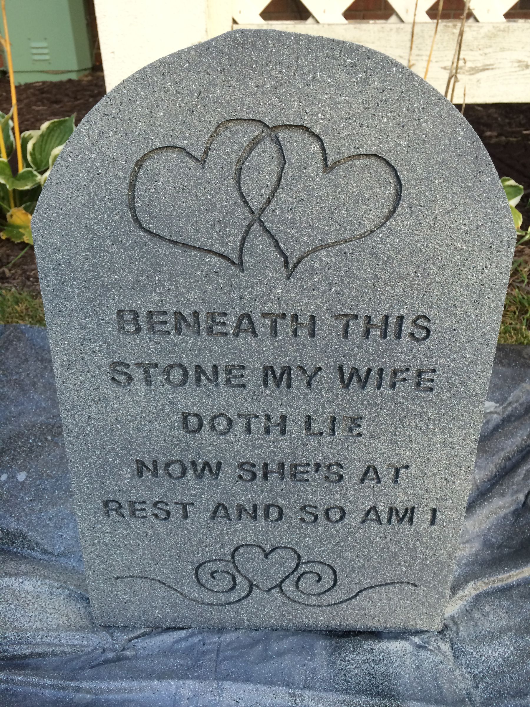Headstones With Engraved Letters : 10 Steps - Instructables