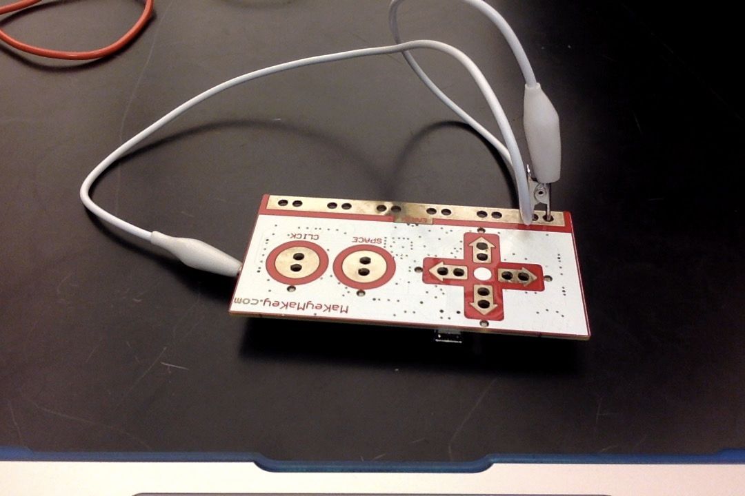 Dj Stand With Makey Makey : 6 Steps - Instructables